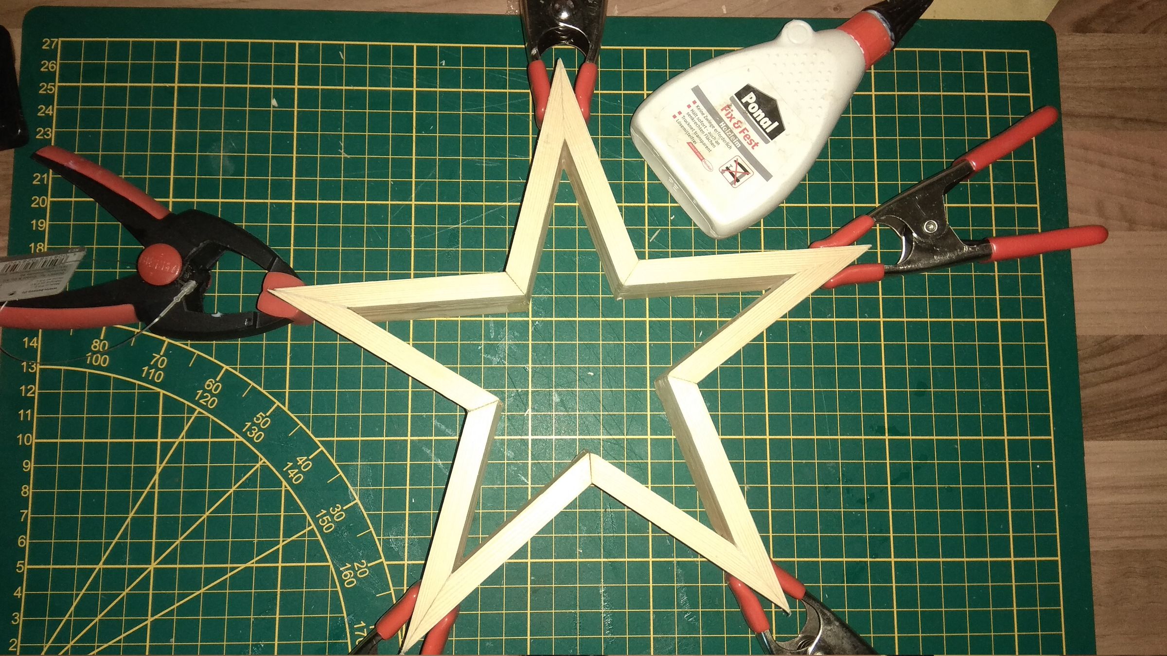 Chritsmas Dinner Table Decorative Stars : 4 Steps (with Pictures ...