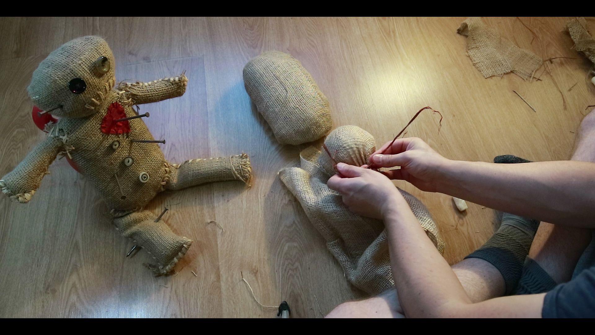 How to Make a Possessed Voodoo Doll - HALLOWEEN TUTORIAL : 24 Steps ...
