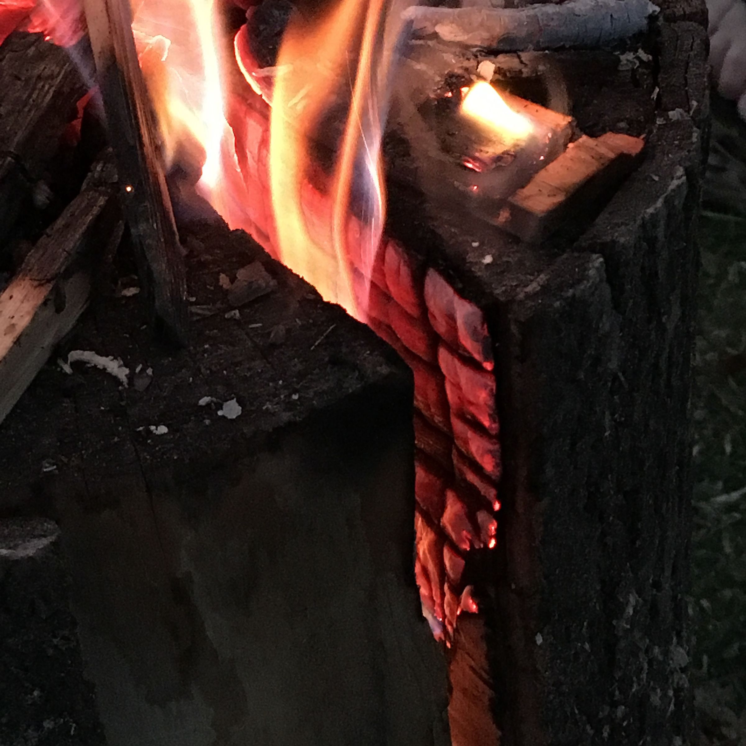 How to Make a Swedish Fire Torch : 4 Steps (with Pictures) - Instructables