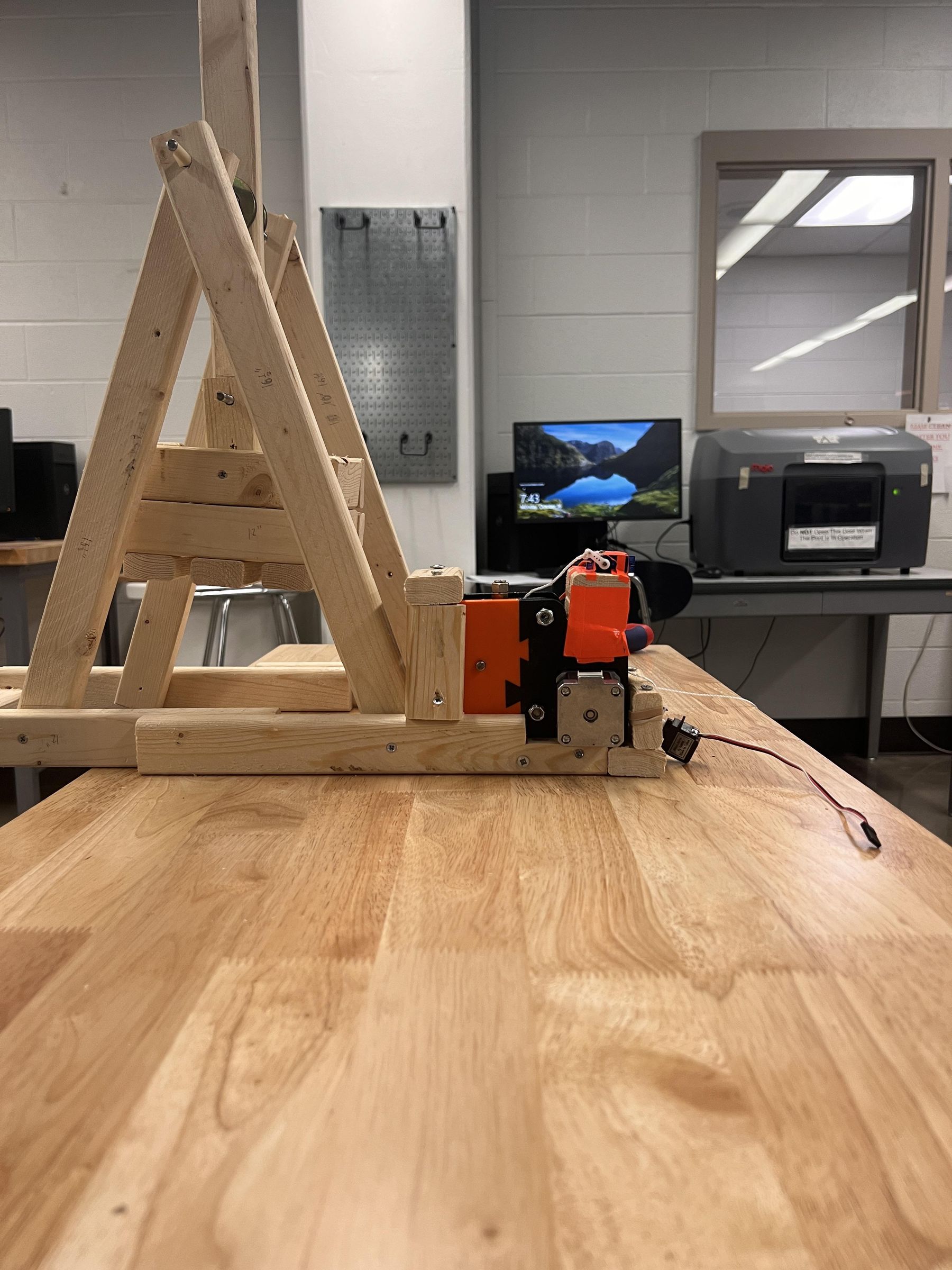 Self Loading Trebuchet : 7 Steps - Instructables