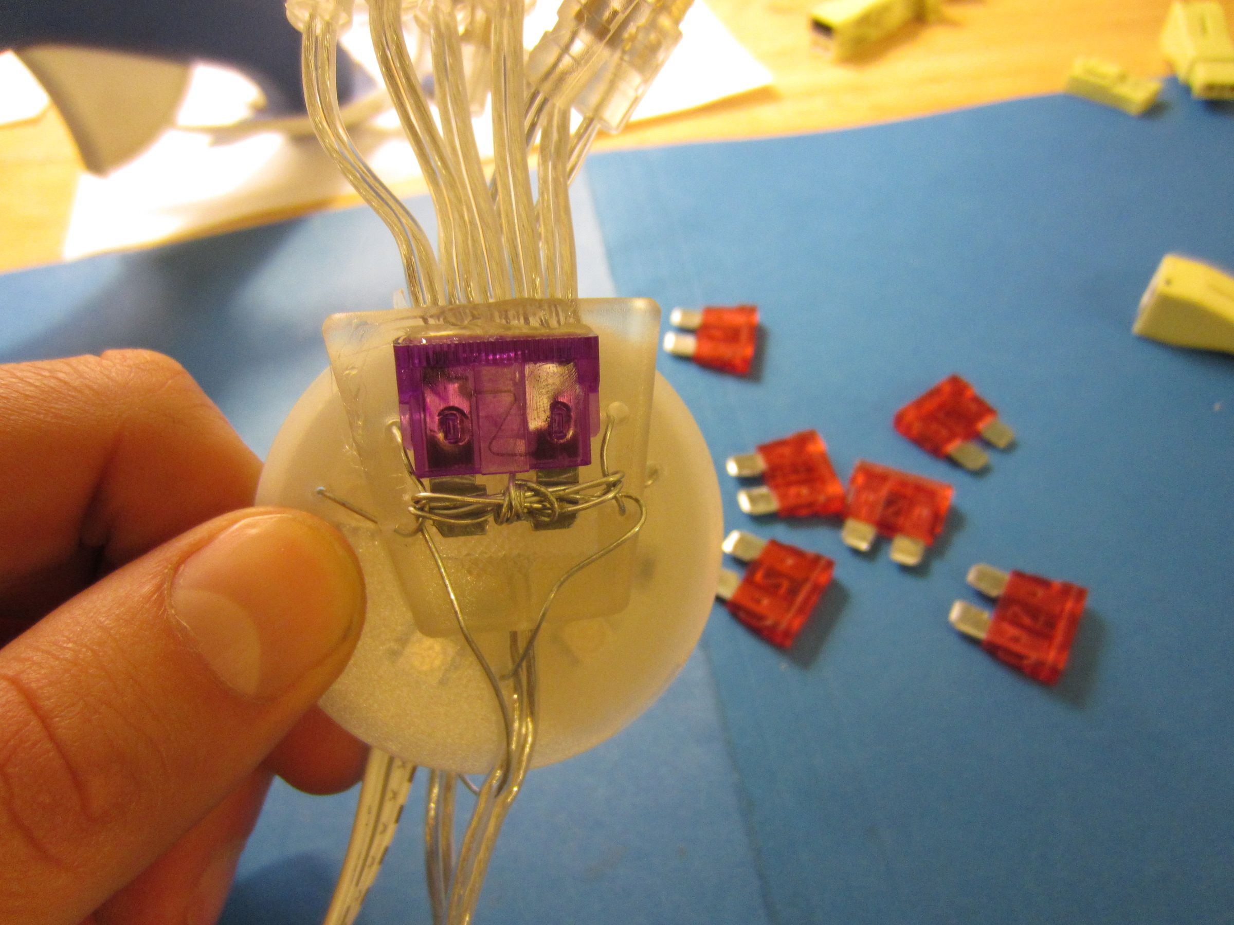 LED Glowbot Toy : 13 Steps (with Pictures) - Instructables