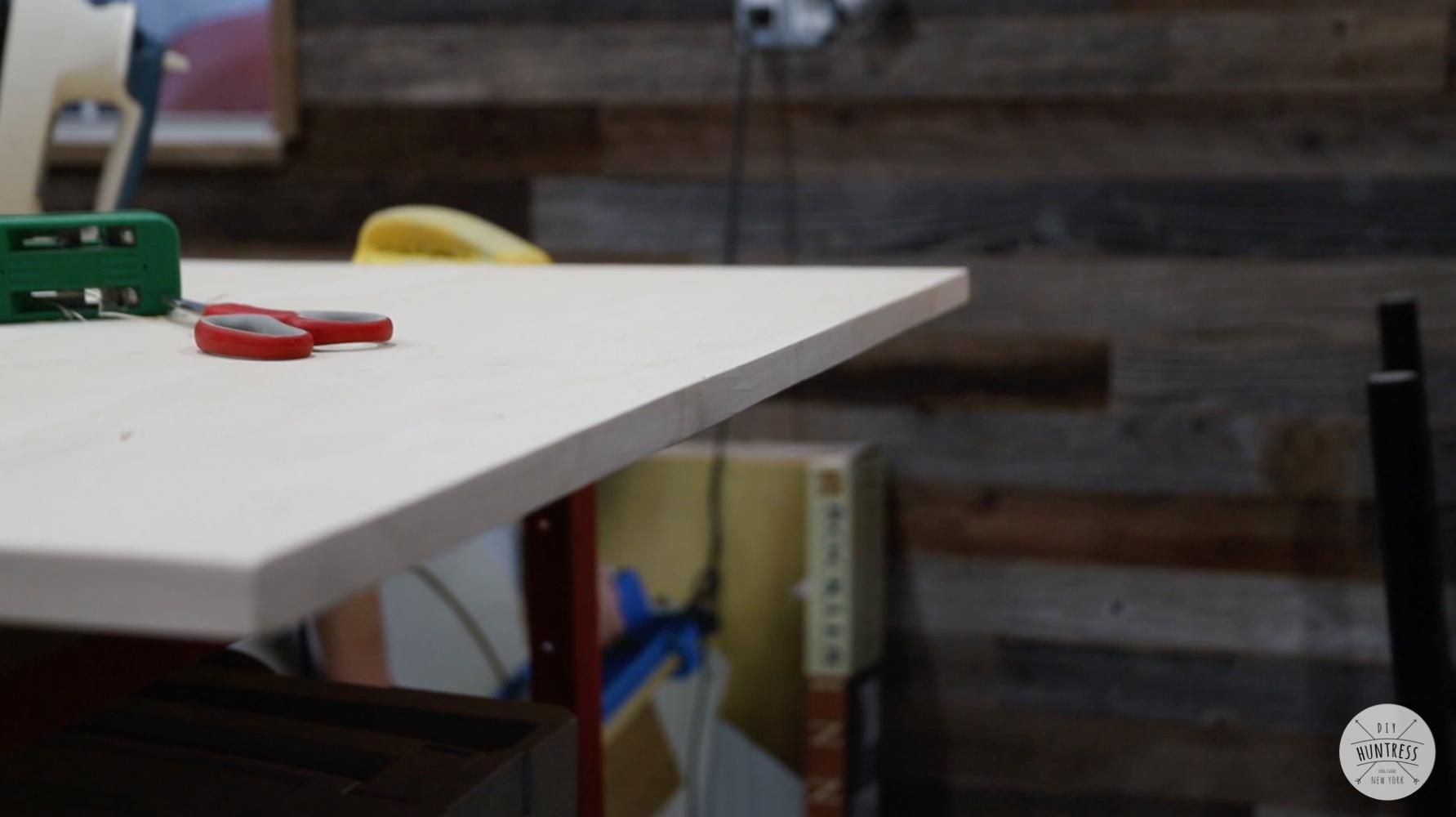 DIY Fold Down Wall Desk : 10 Steps (with Pictures) - Instructables