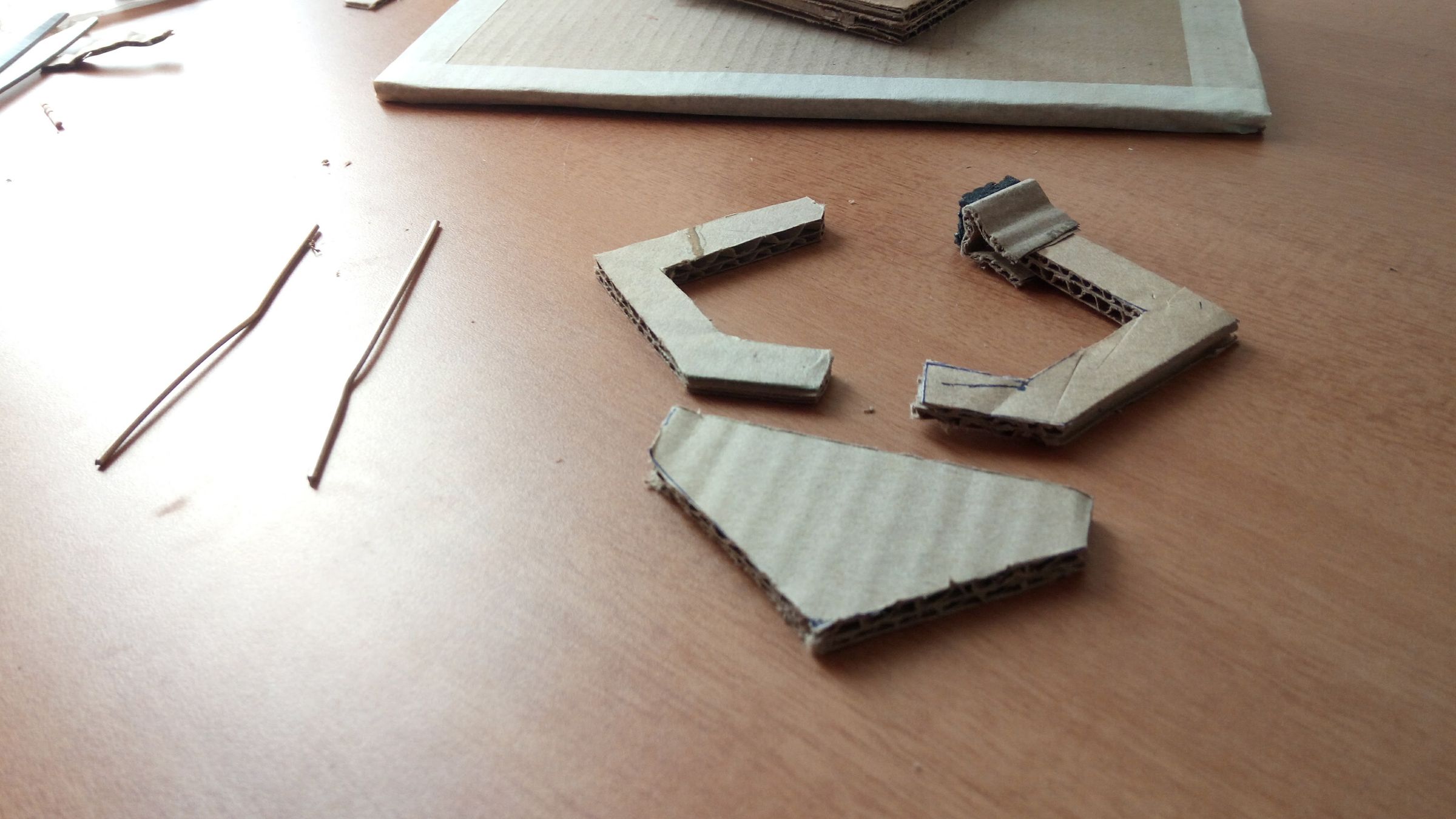 CARDBOARD Robotic Hydraulic Arm : 16 Steps (with Pictures) - Instructables