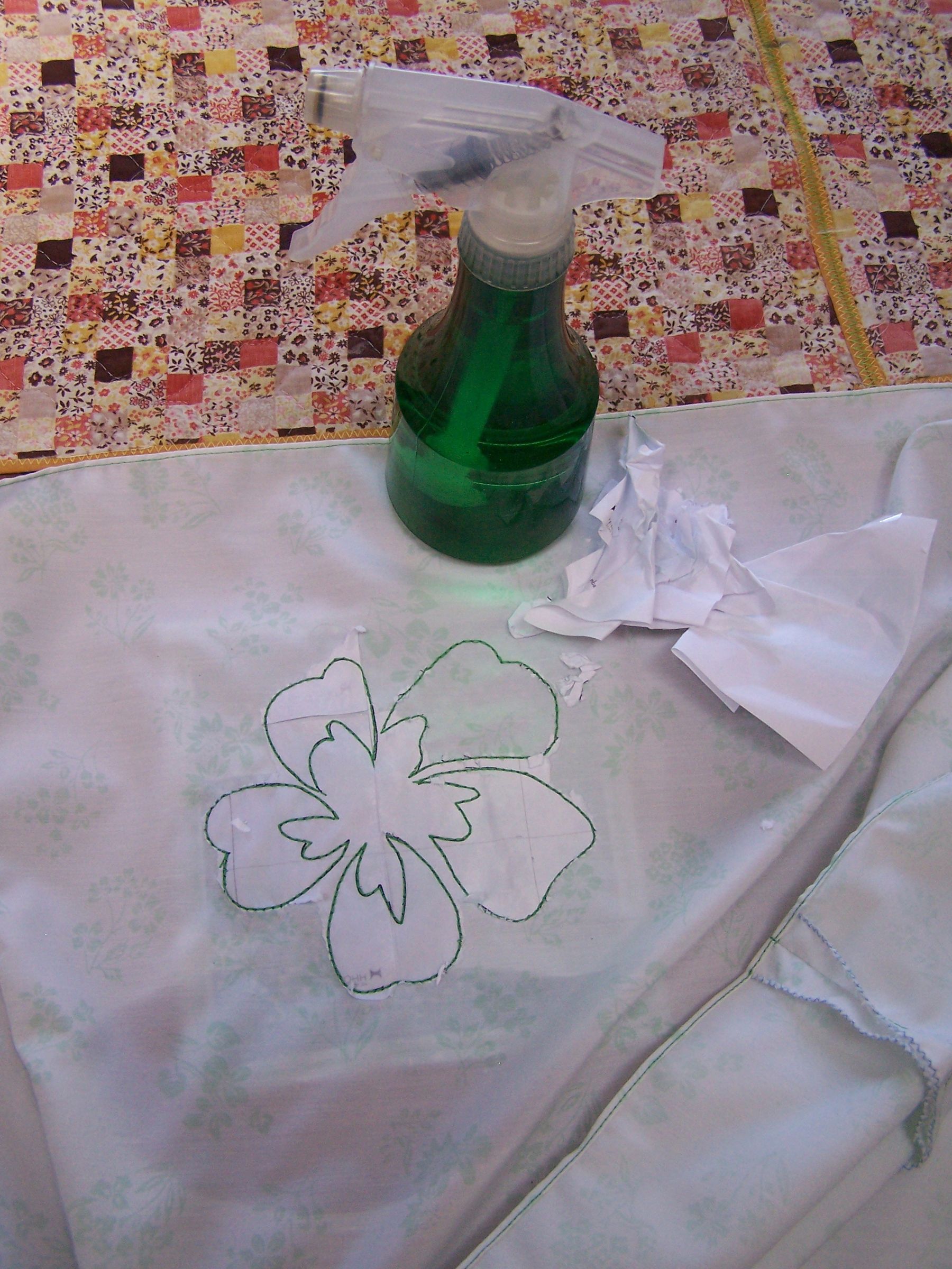 Reverse Applique : 5 Steps (with Pictures) - Instructables