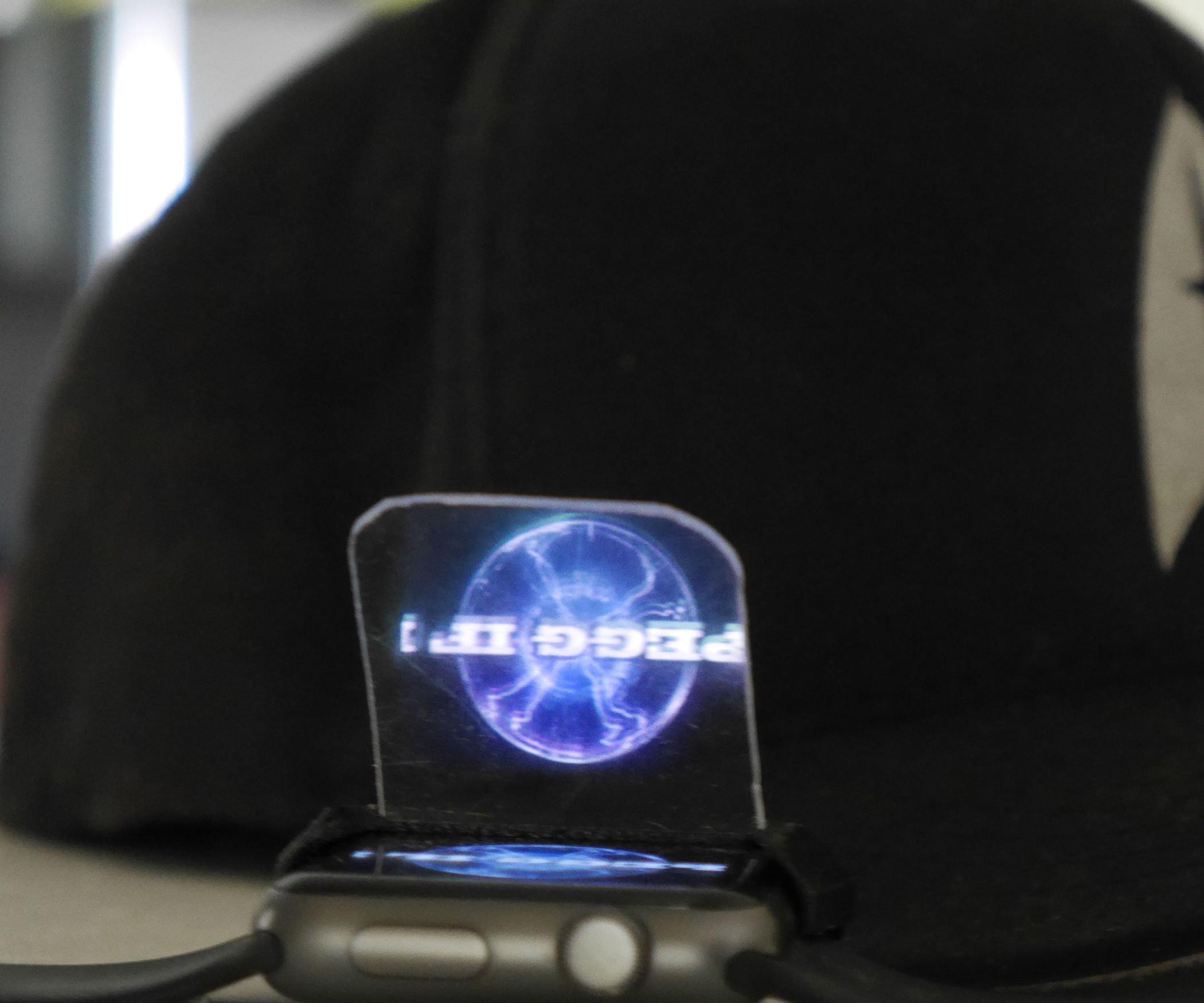 Peppers Holographic Watch Built in Minutes! : 3 Steps (with Pictures ...