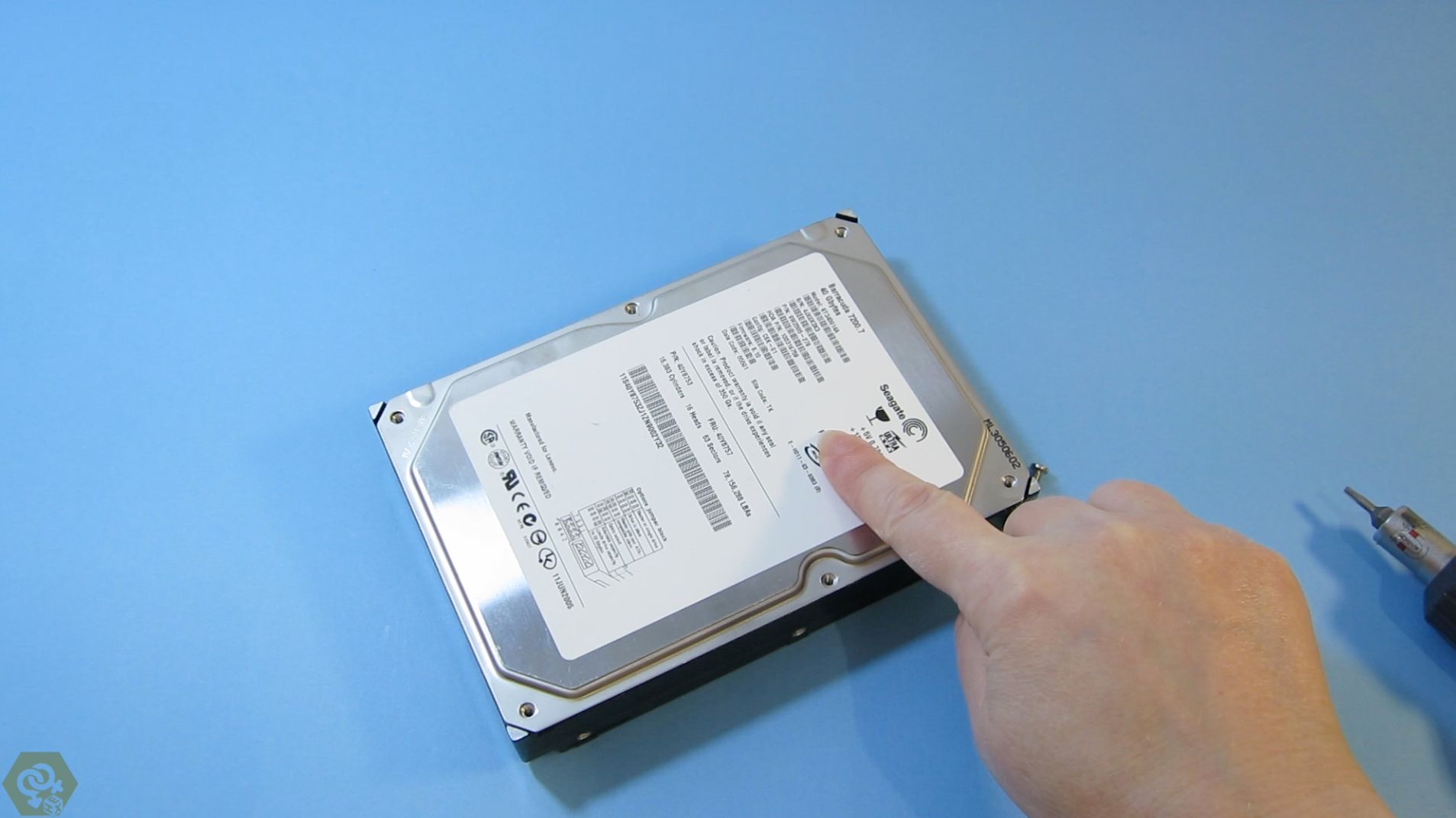 Upcycle a Hard Drive Into a Clock : 19 Steps (with Pictures ...