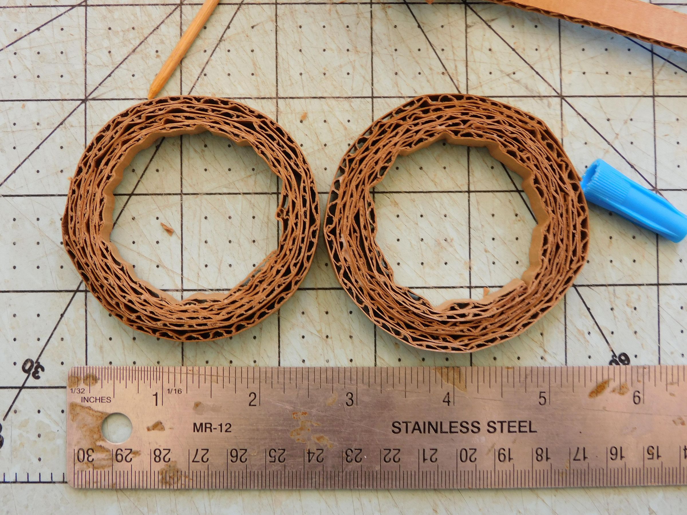 How to Make a Cardboard Model Dirt Bike : 13 Steps (with Pictures ...