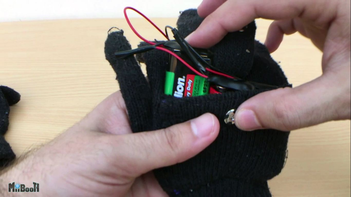 Portable Battery Pack Glove (Video) (with Pictures) - Instructables