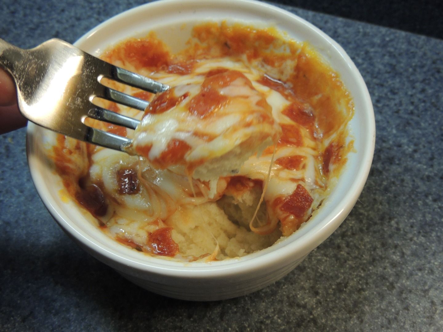 1 Minute Microwave Pizza : 4 Steps (with Pictures) - Instructables