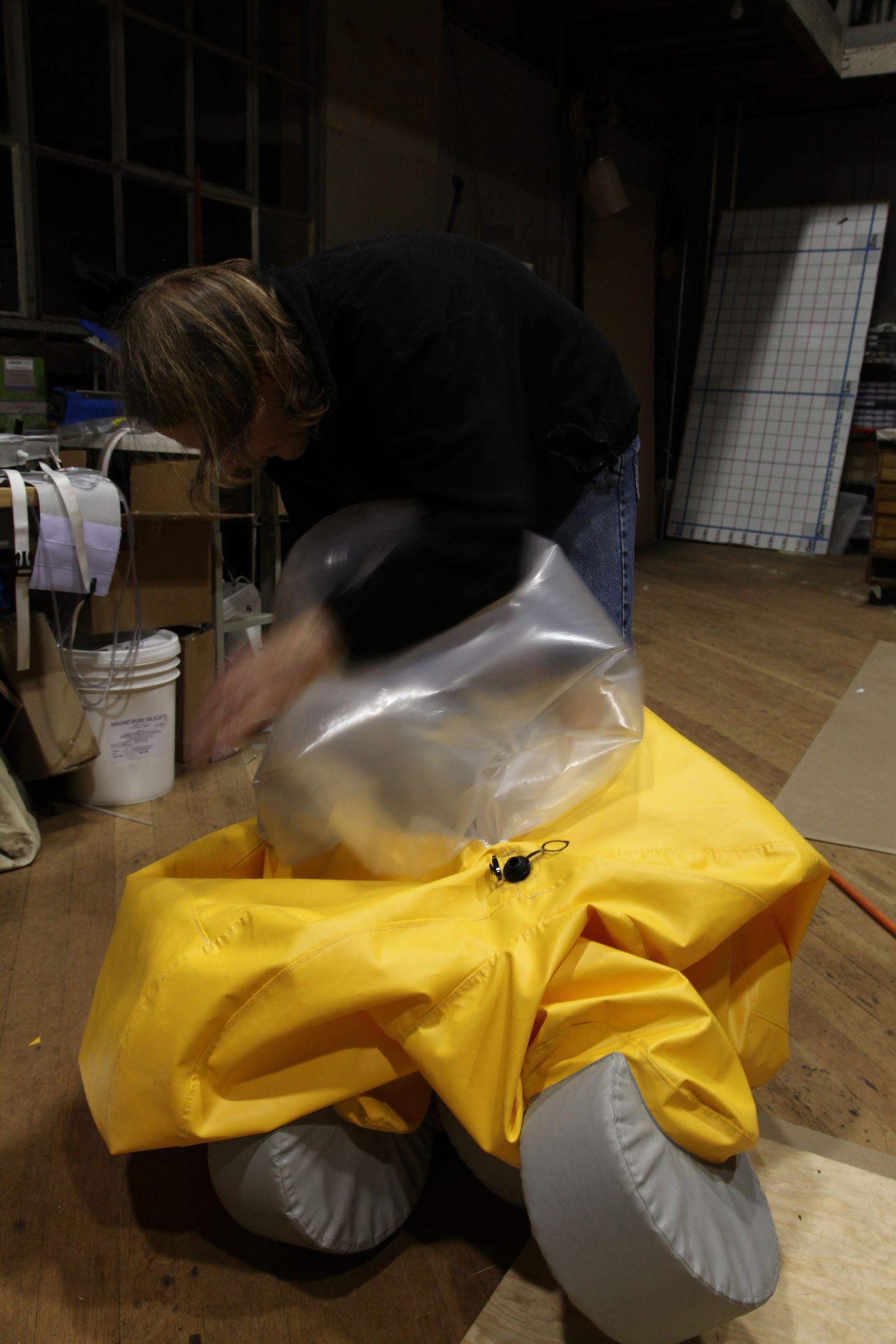 Giant Inflatable Robot : 6 Steps (with Pictures) - Instructables