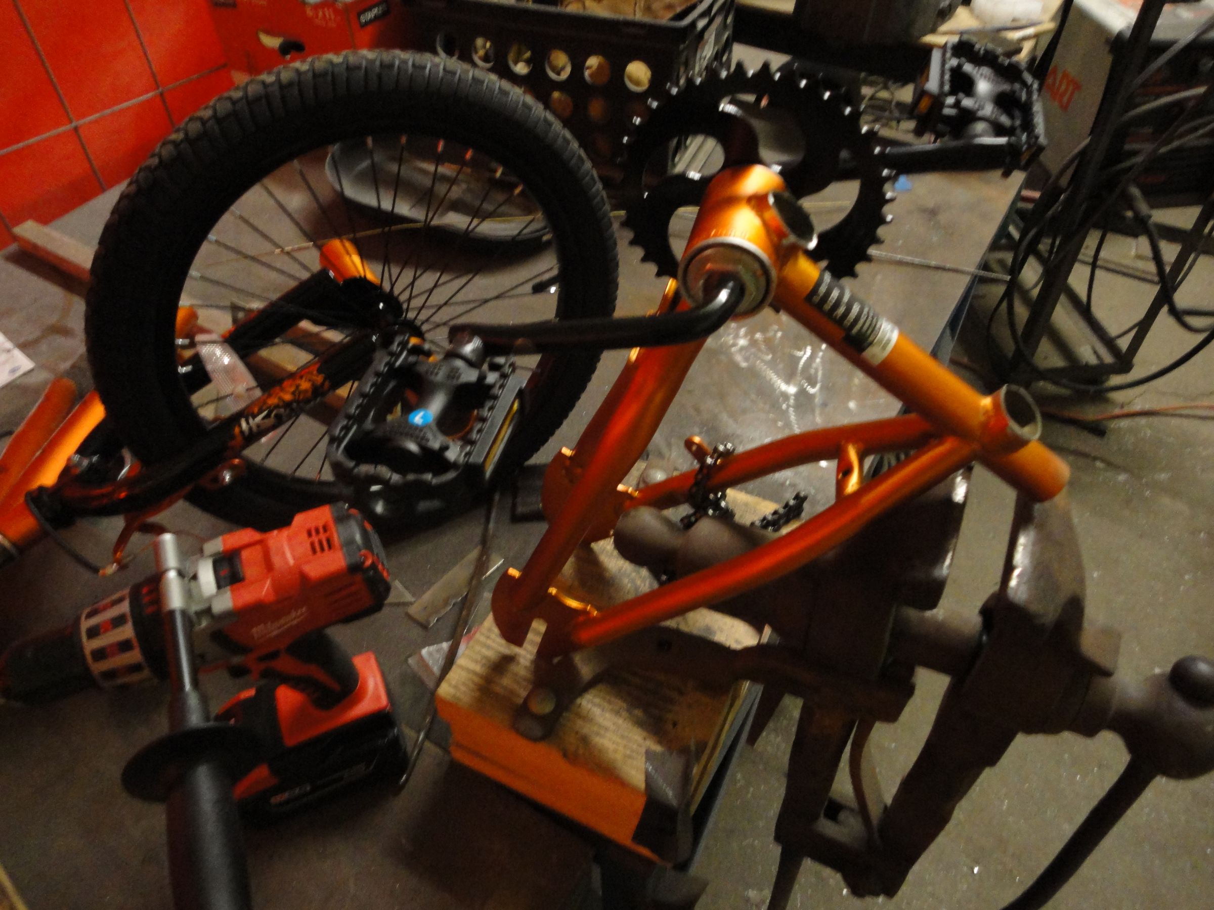 KickBike Scooter Powered by Milwaukee M28 Drill - Instructables