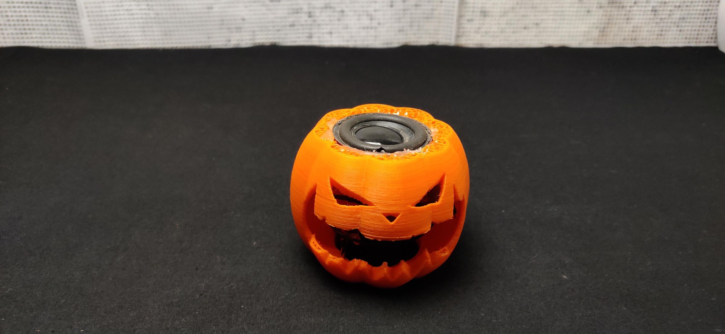 Simple Halloween Themed 3d Printed Music Player Using DF Player Mini ...