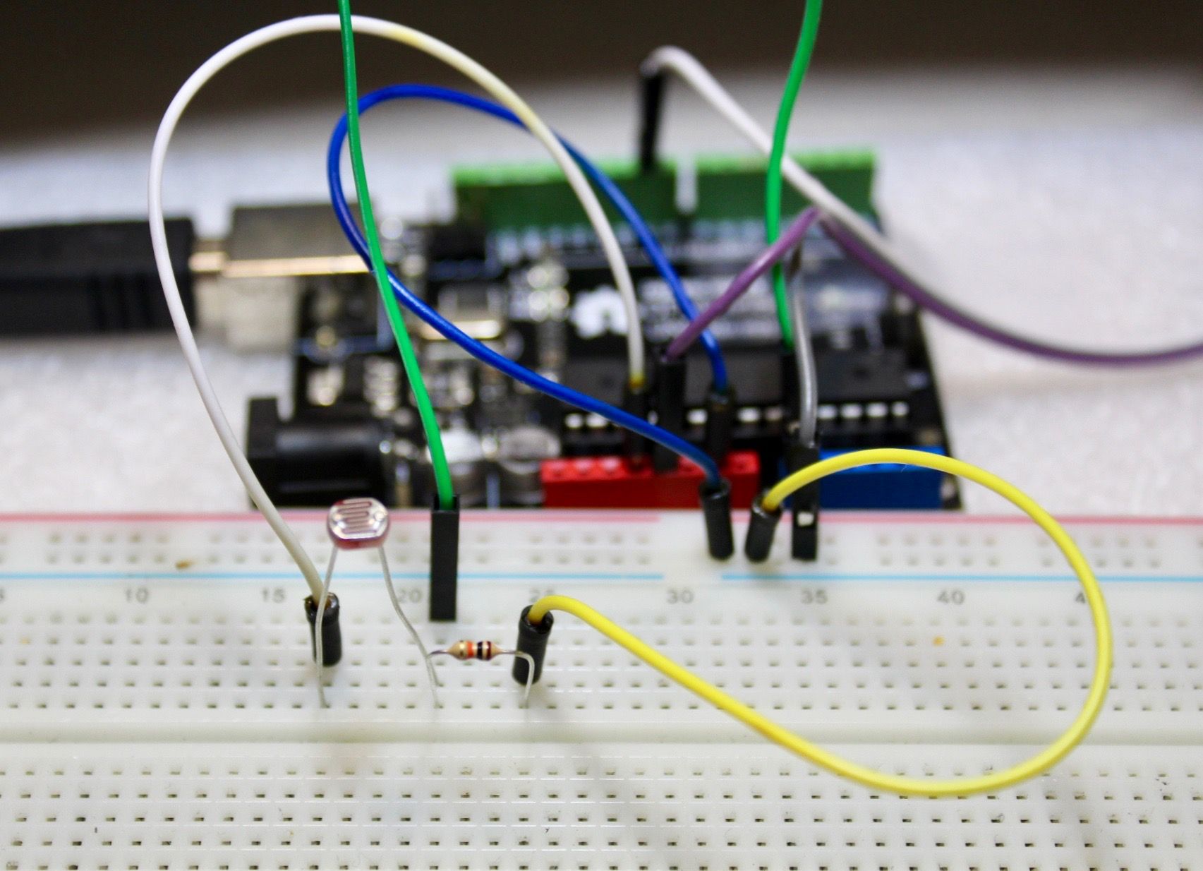 Light-Dependent Servo: Automate Any Bedside Lamp! : 5 Steps - Instructables