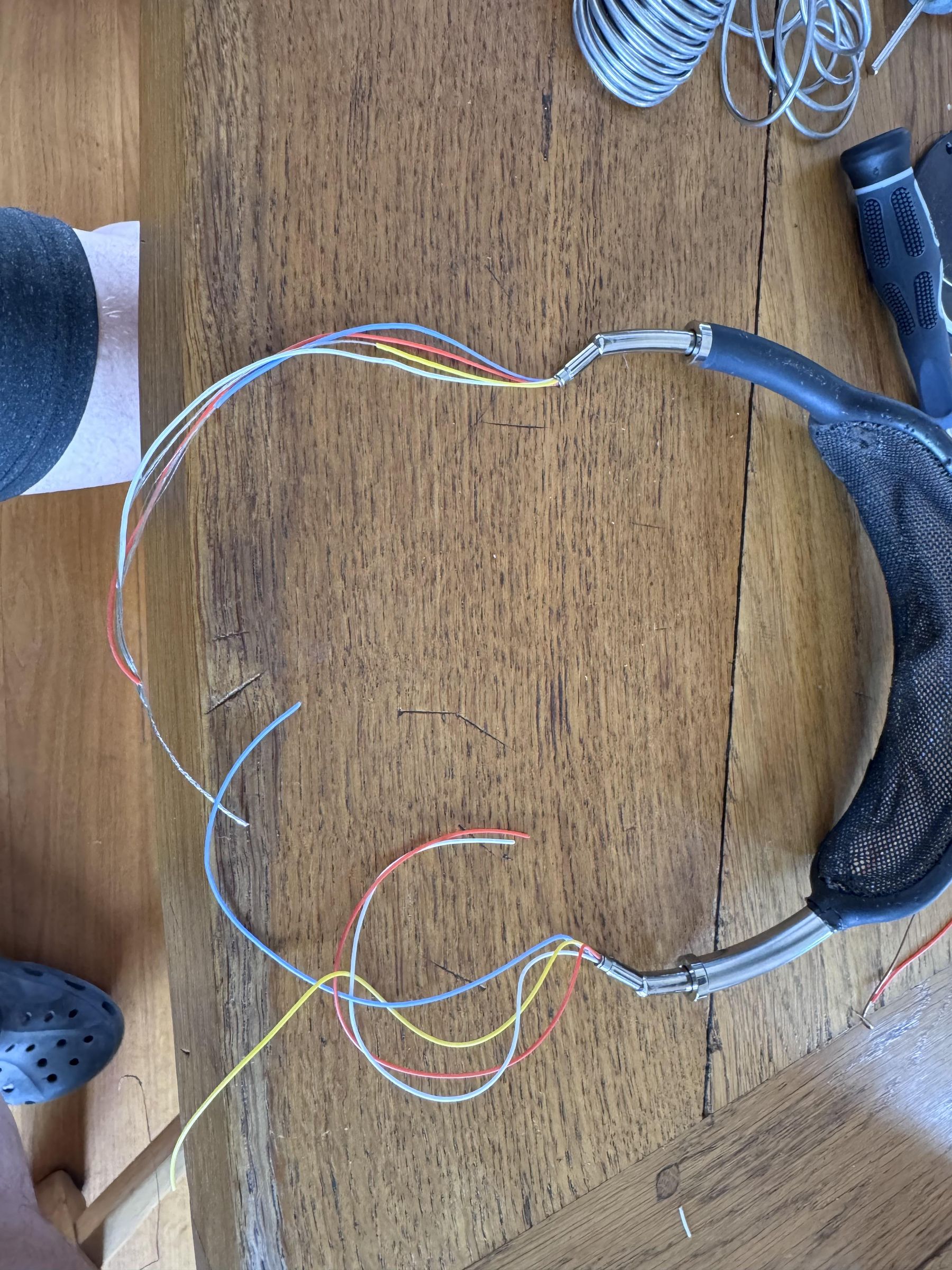 Apple Airpods Max Ultimate Repair GUIDE! : 5 Steps - Instructables