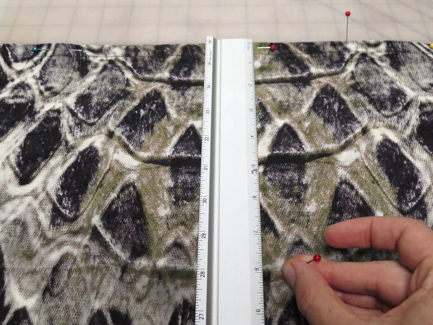 The Really Simple Rectangle Shirt : 12 Steps (with Pictures ...