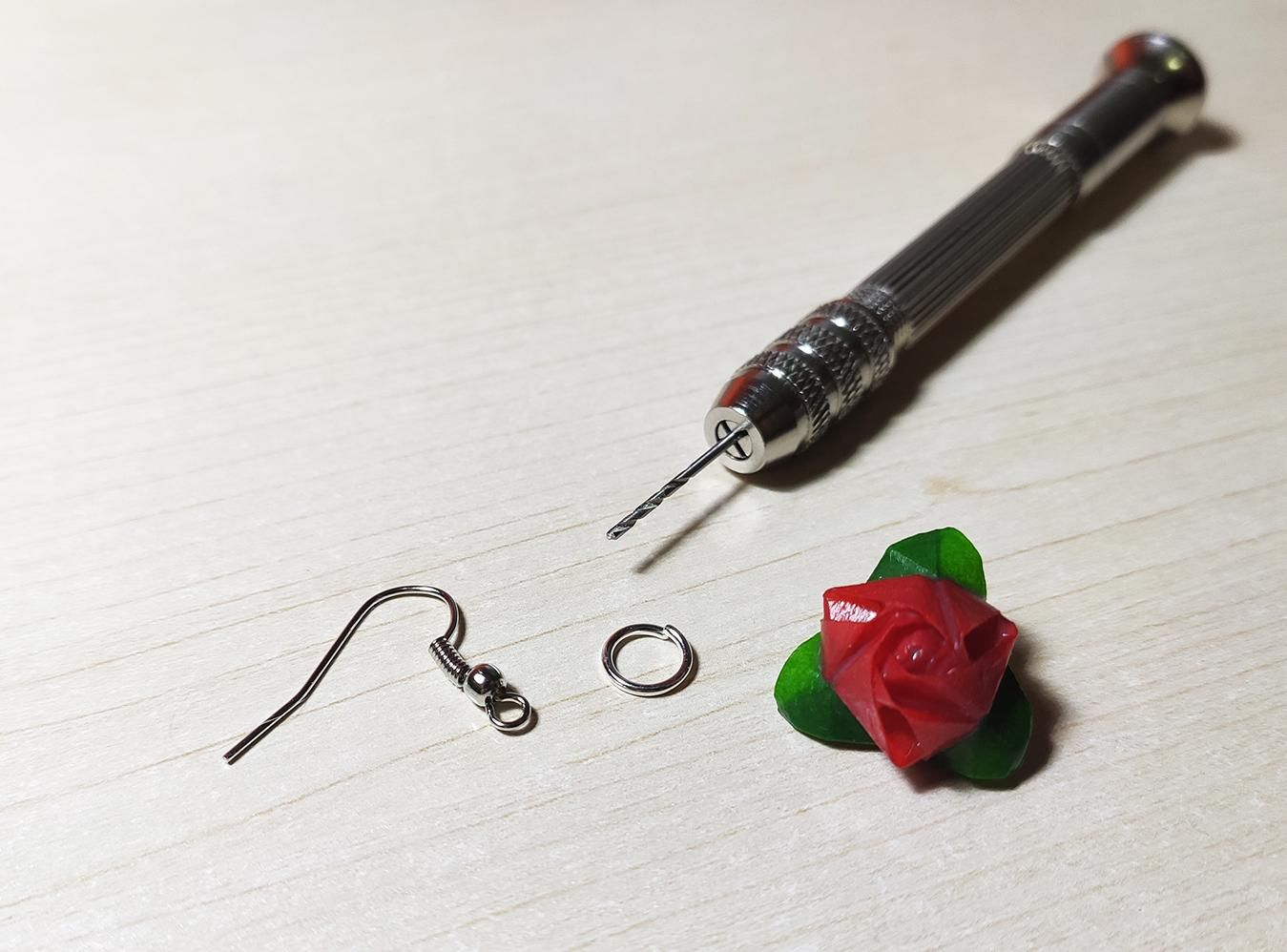 Mini Origami Rose Earrings : 9 Steps (with Pictures) - Instructables