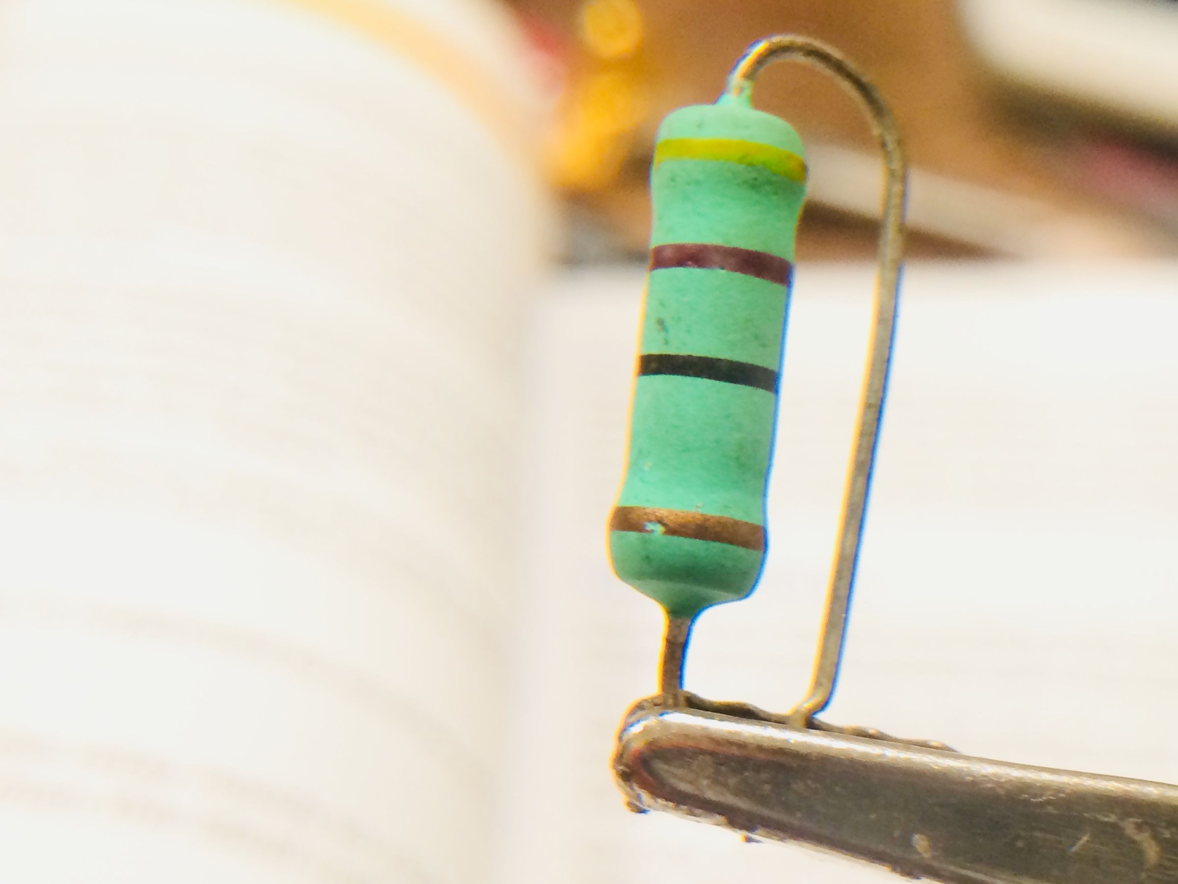 How to Deduce the Polarity of Common Electronics Components : 7 Steps ...