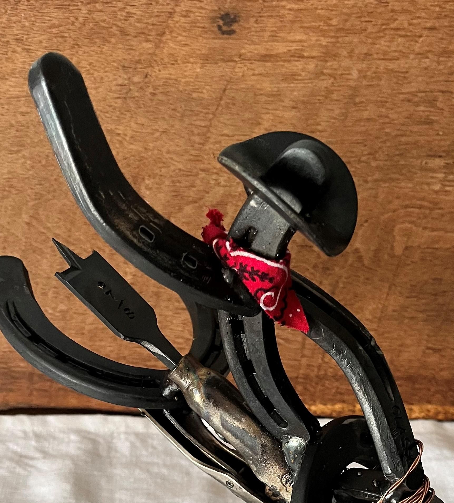 Horseshoe Bull Rider : 5 Steps - Instructables