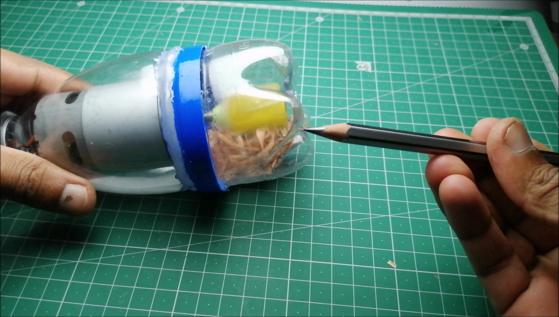 How to Make Automatic Pencil Sharpener Using Recycled Materials : 5 ...