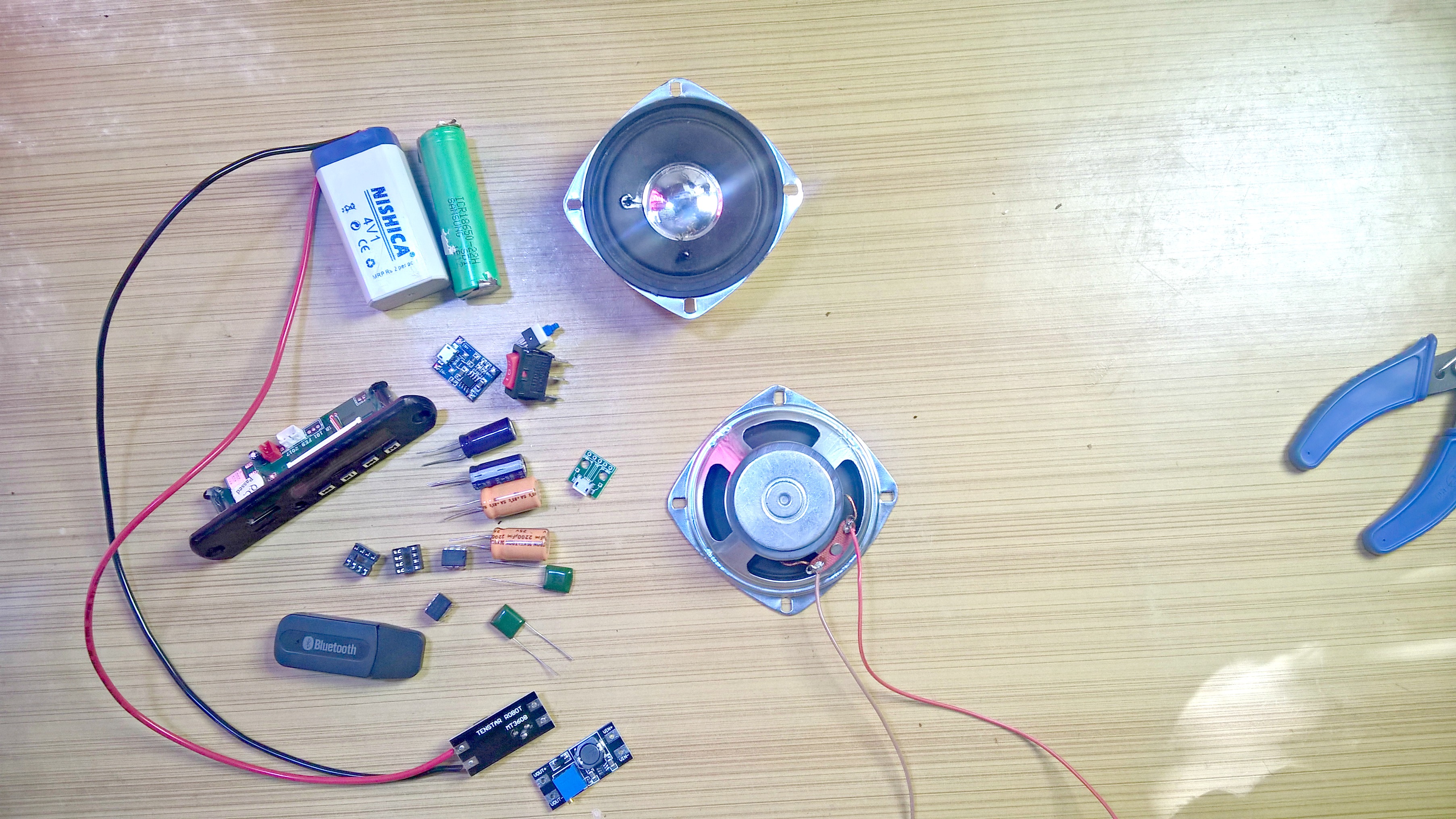 Make Your Own Cheap Portable MP3 Player (Bluetooth, USB, AUX, SD Card ...