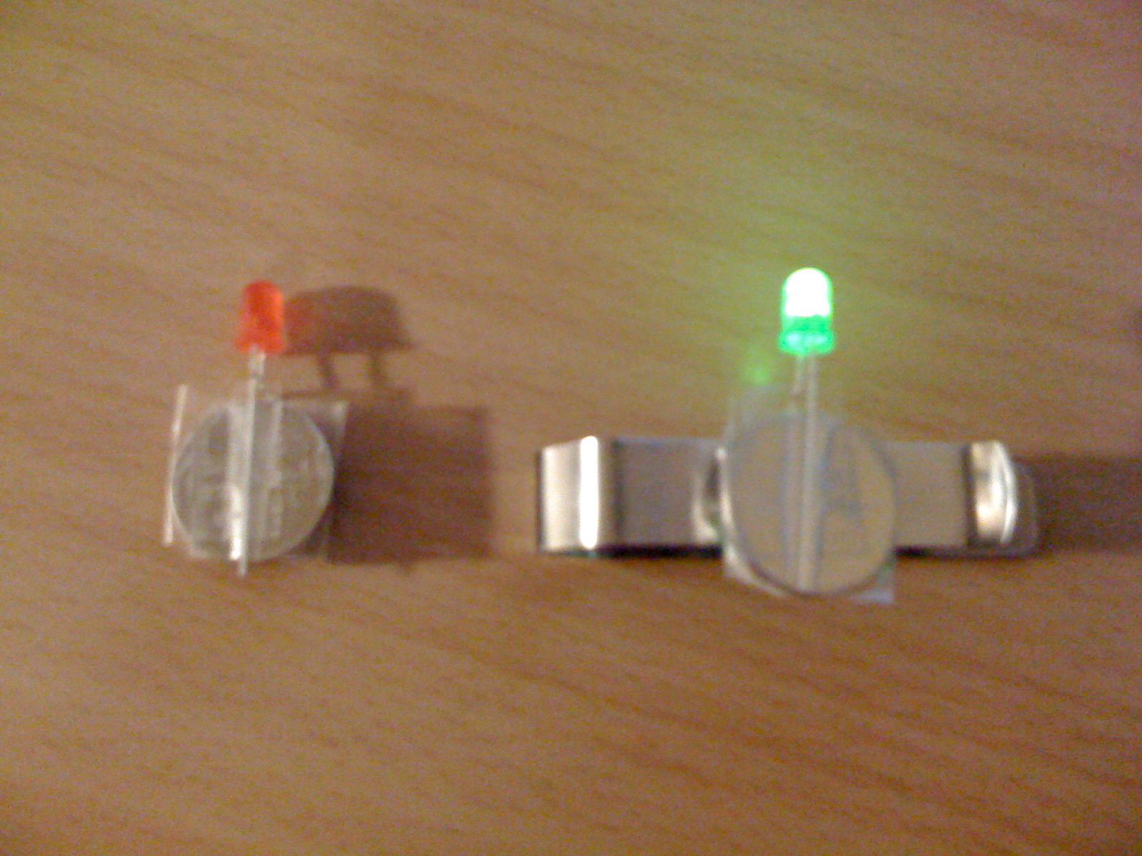 Auto On/Off LED Throwie : 4 Steps - Instructables