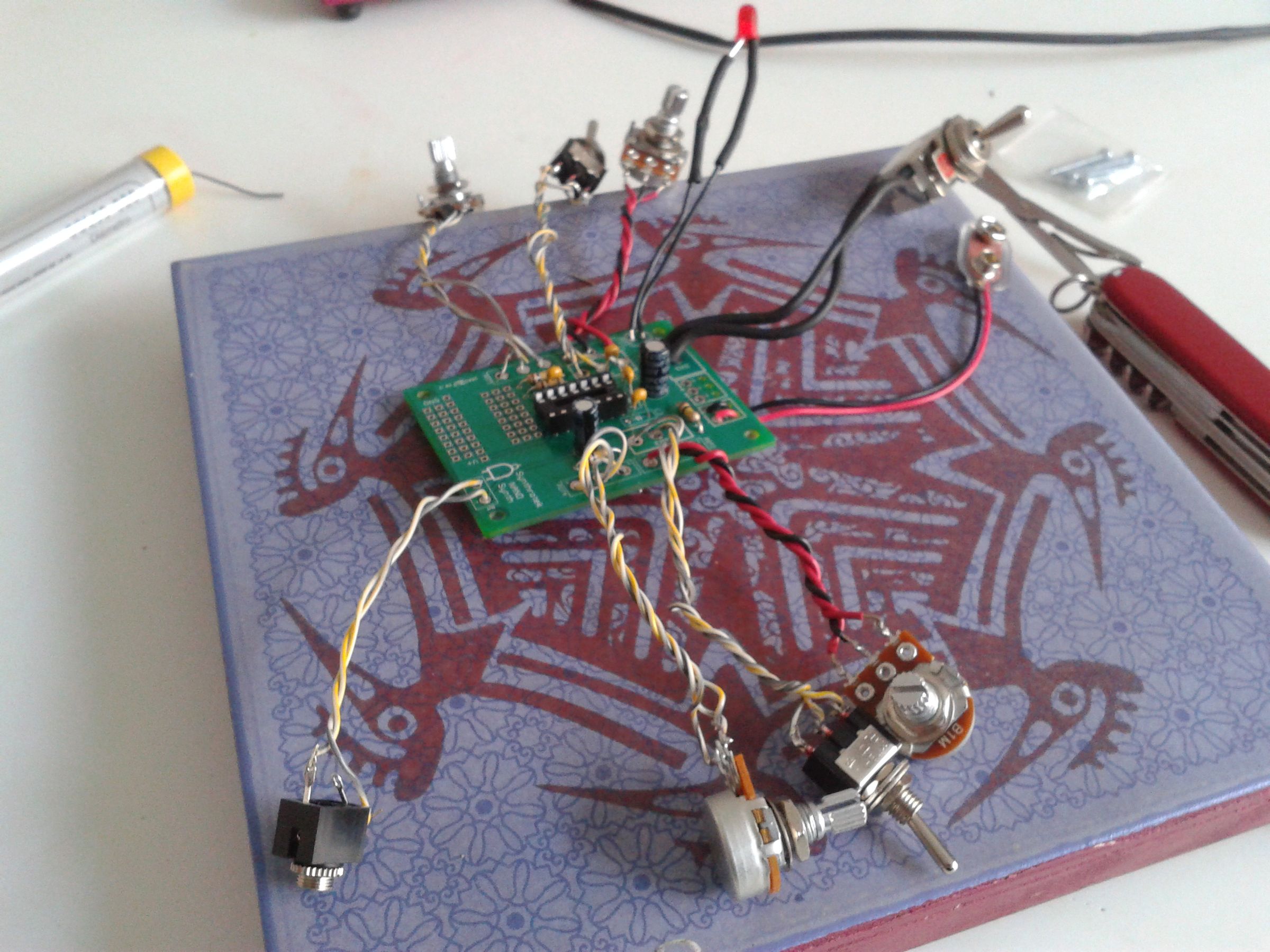 Chaos Nand Synth : 4 Steps (with Pictures) - Instructables