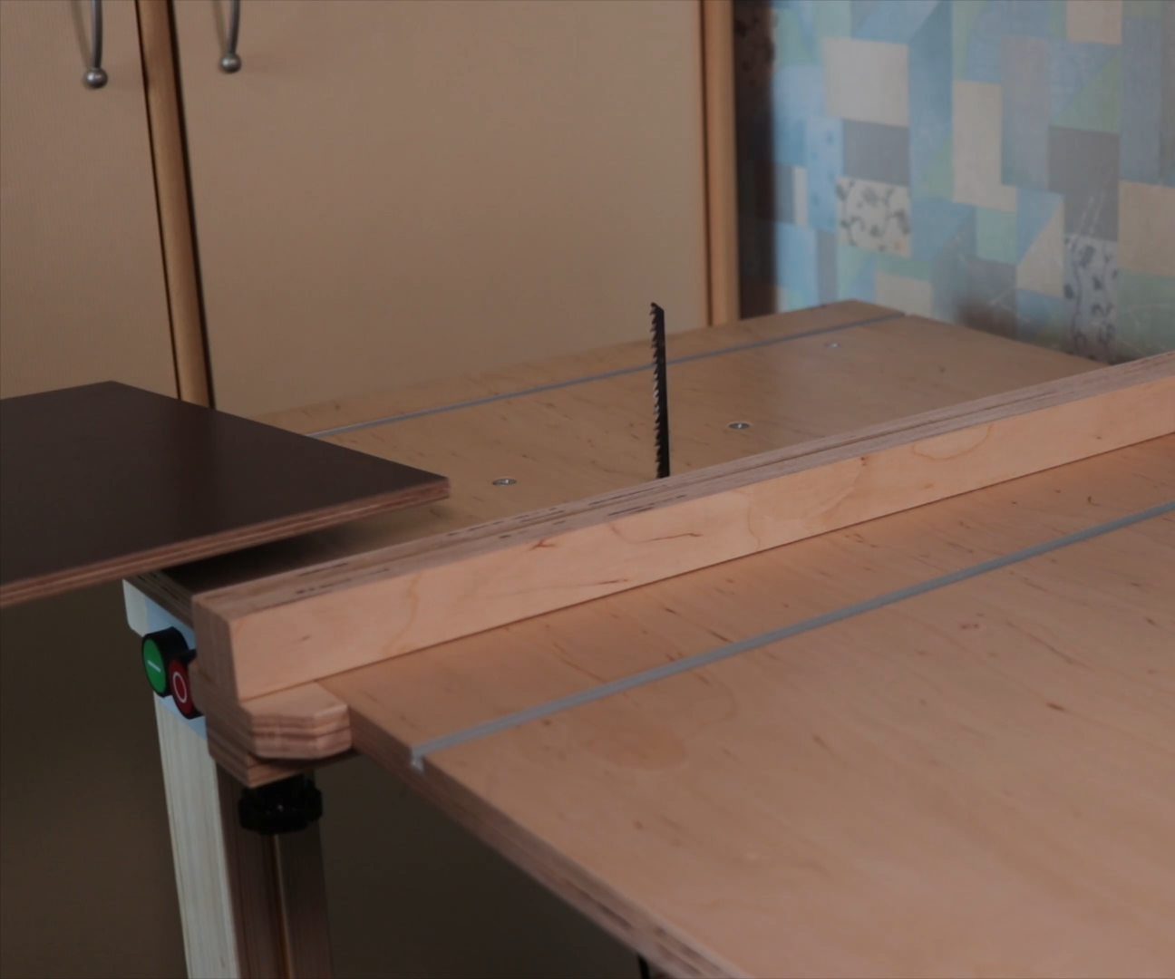 Jigsaw Table Like Table Saw?! : 21 Steps (with Pictures) - Instructables