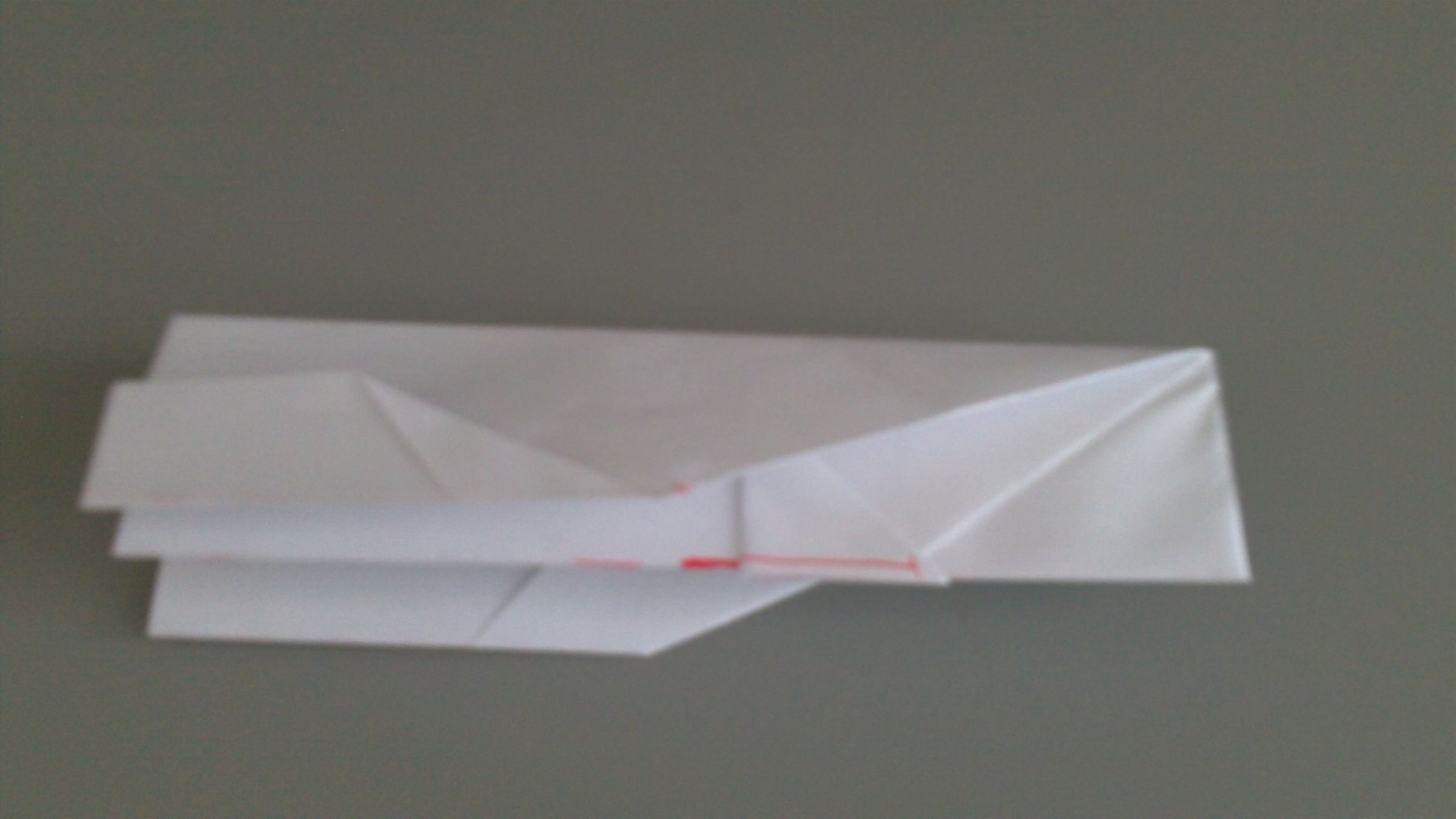 Long Distance Paper Airplane - Instructables