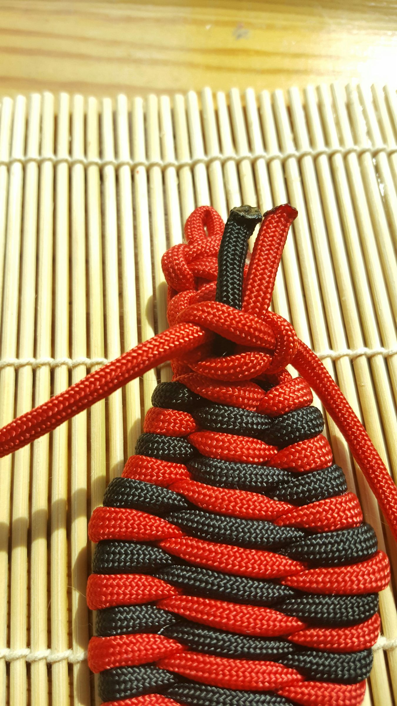 Paracord Snake : 10 Steps (with Pictures) - Instructables
