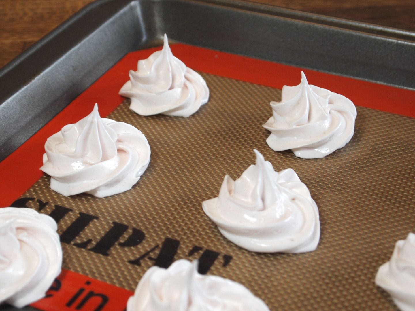 Best Meringue Cookies : 5 Steps (with Pictures) - Instructables