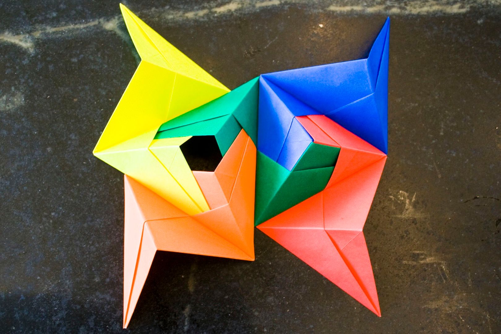 Sonobe Unit Origami : 9 Steps (with Pictures) - Instructables