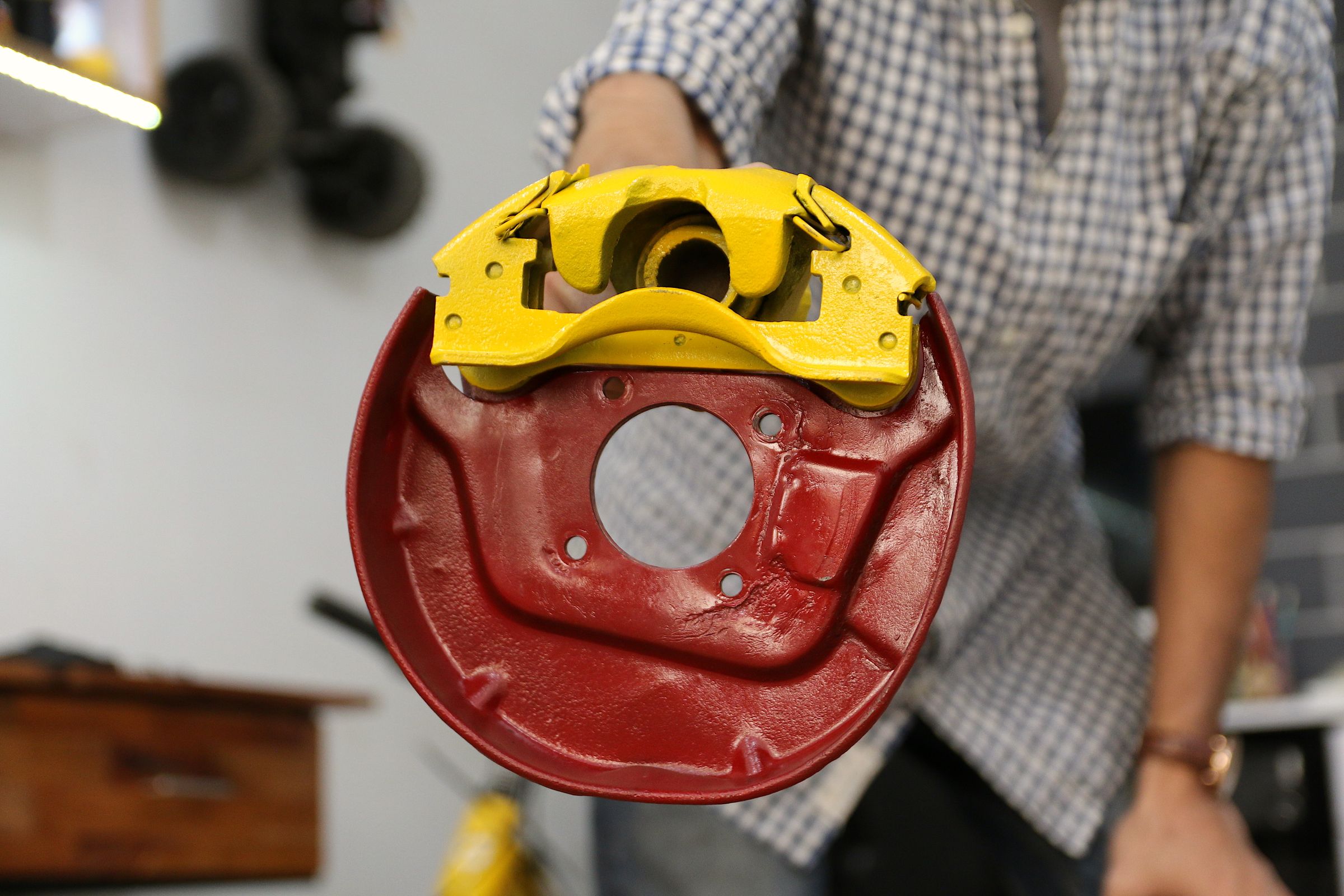 DIY Shock Absorber Stool : 9 Steps (with Pictures) - Instructables