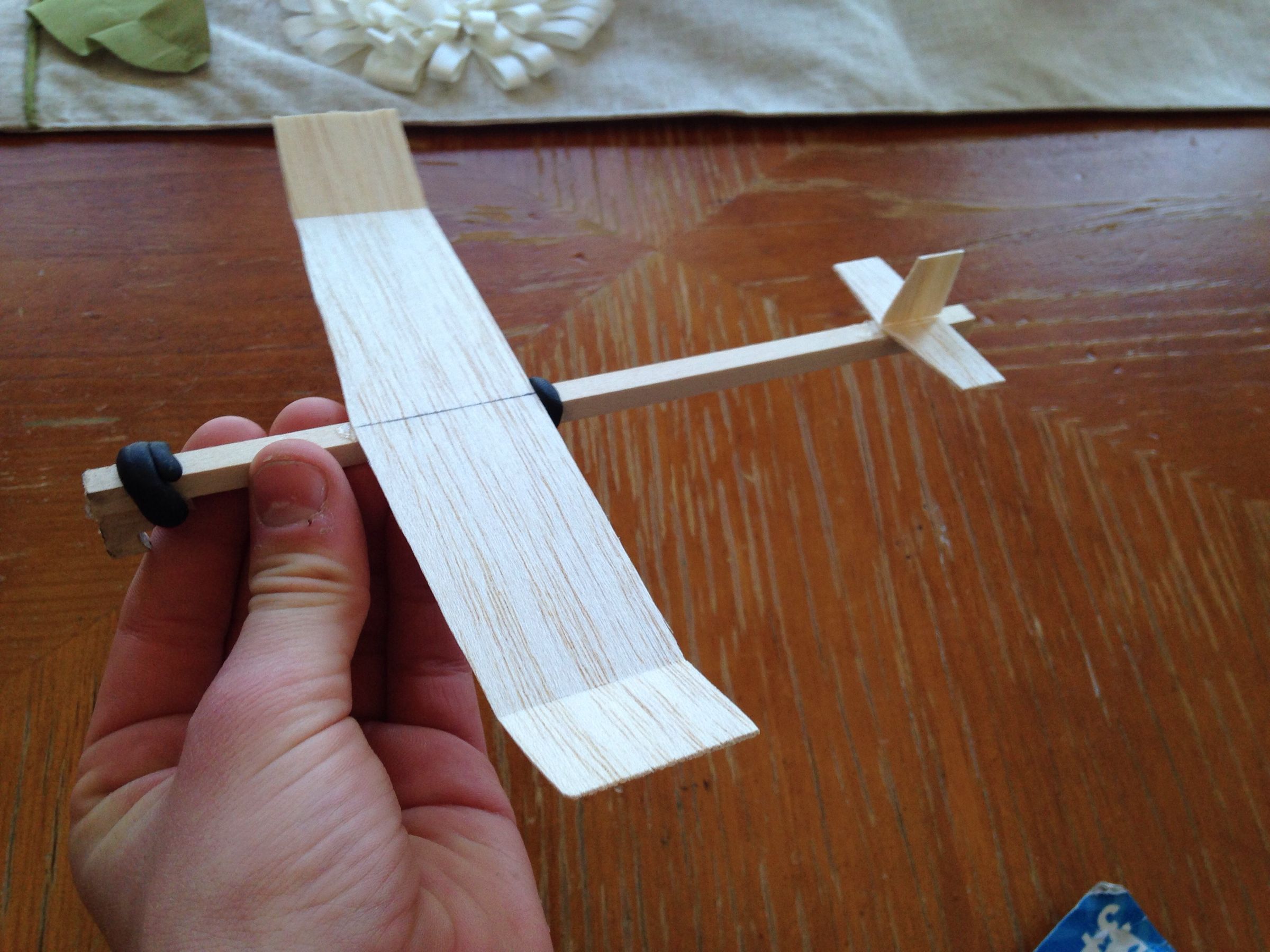 How to Make Balsa Gliders : 10 Steps - Instructables