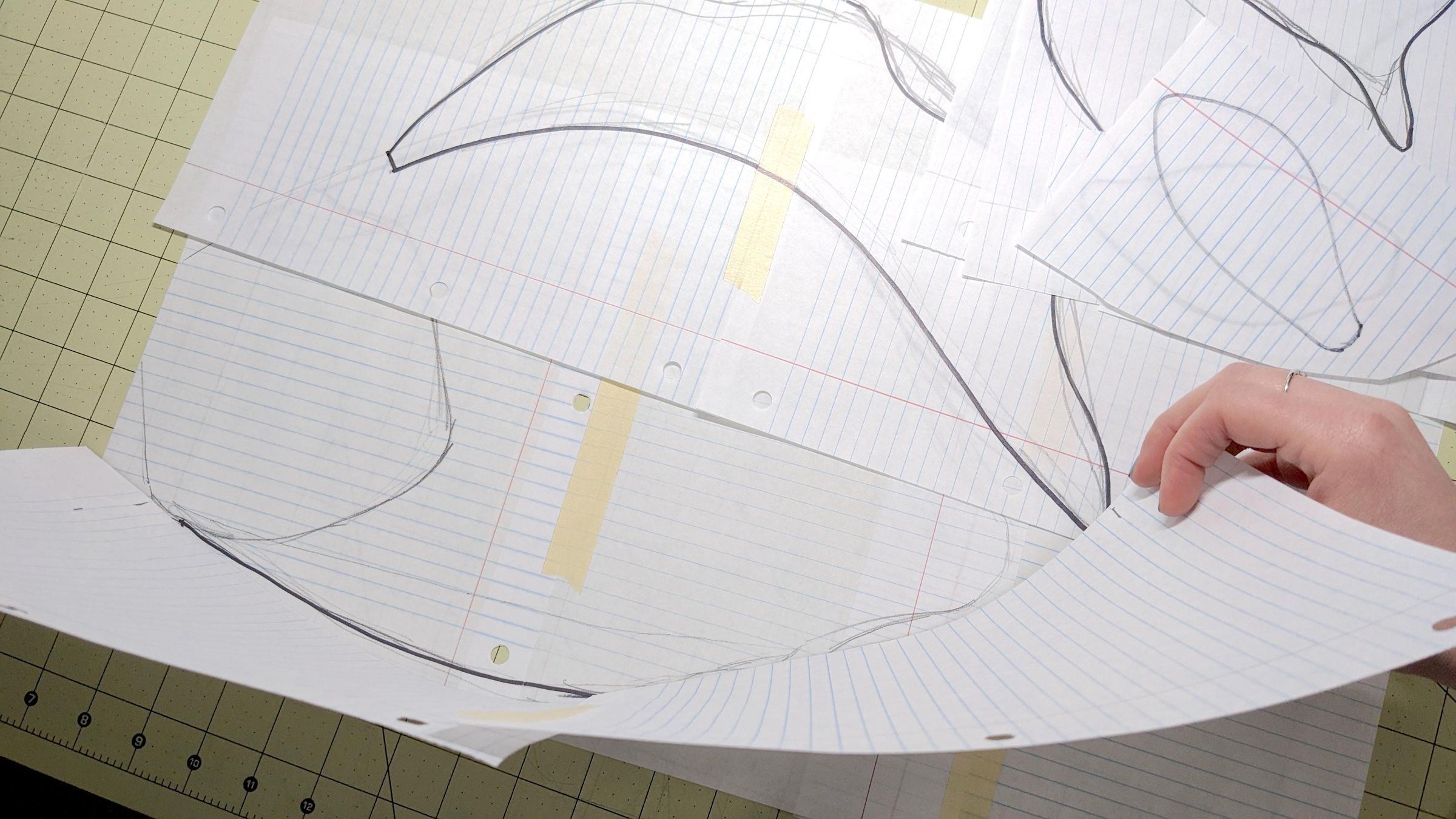 Goldfish EVA Foam Bag : 16 Steps (with Pictures) - Instructables