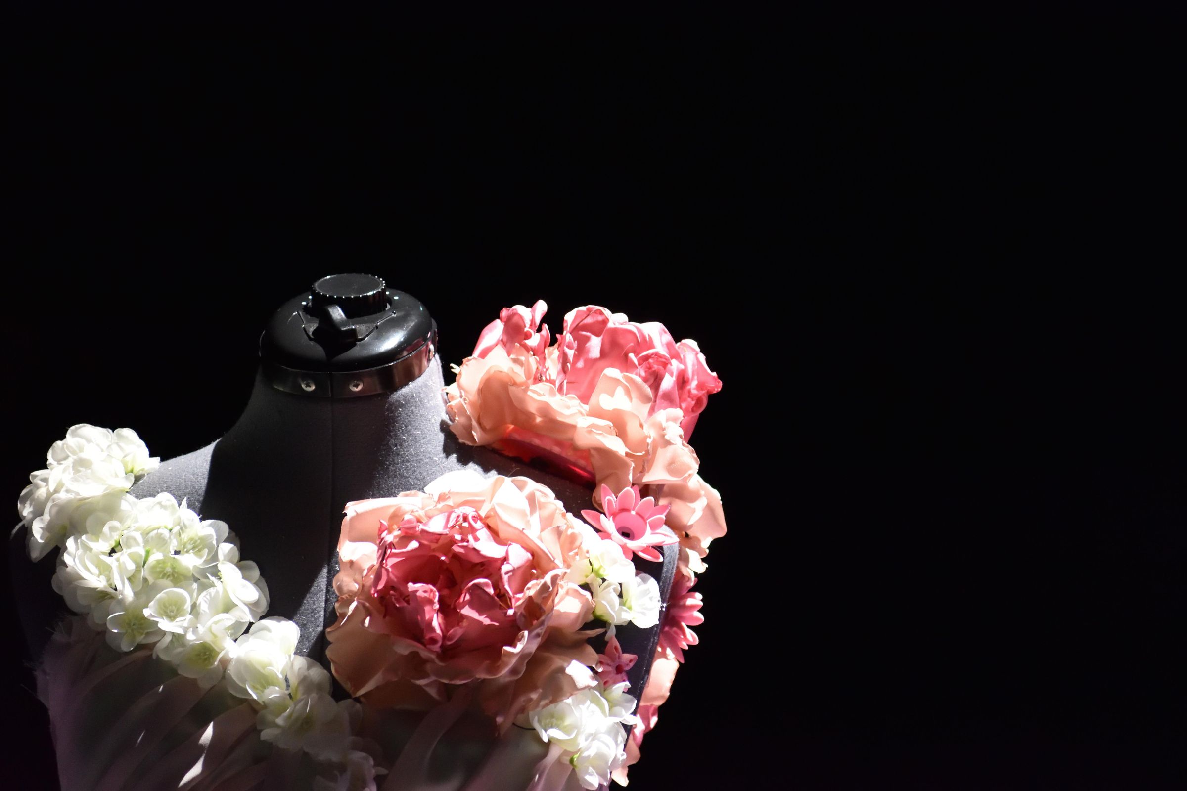 Woven Voices: an Interactive Wearable Technology Installation : 9 Steps ...