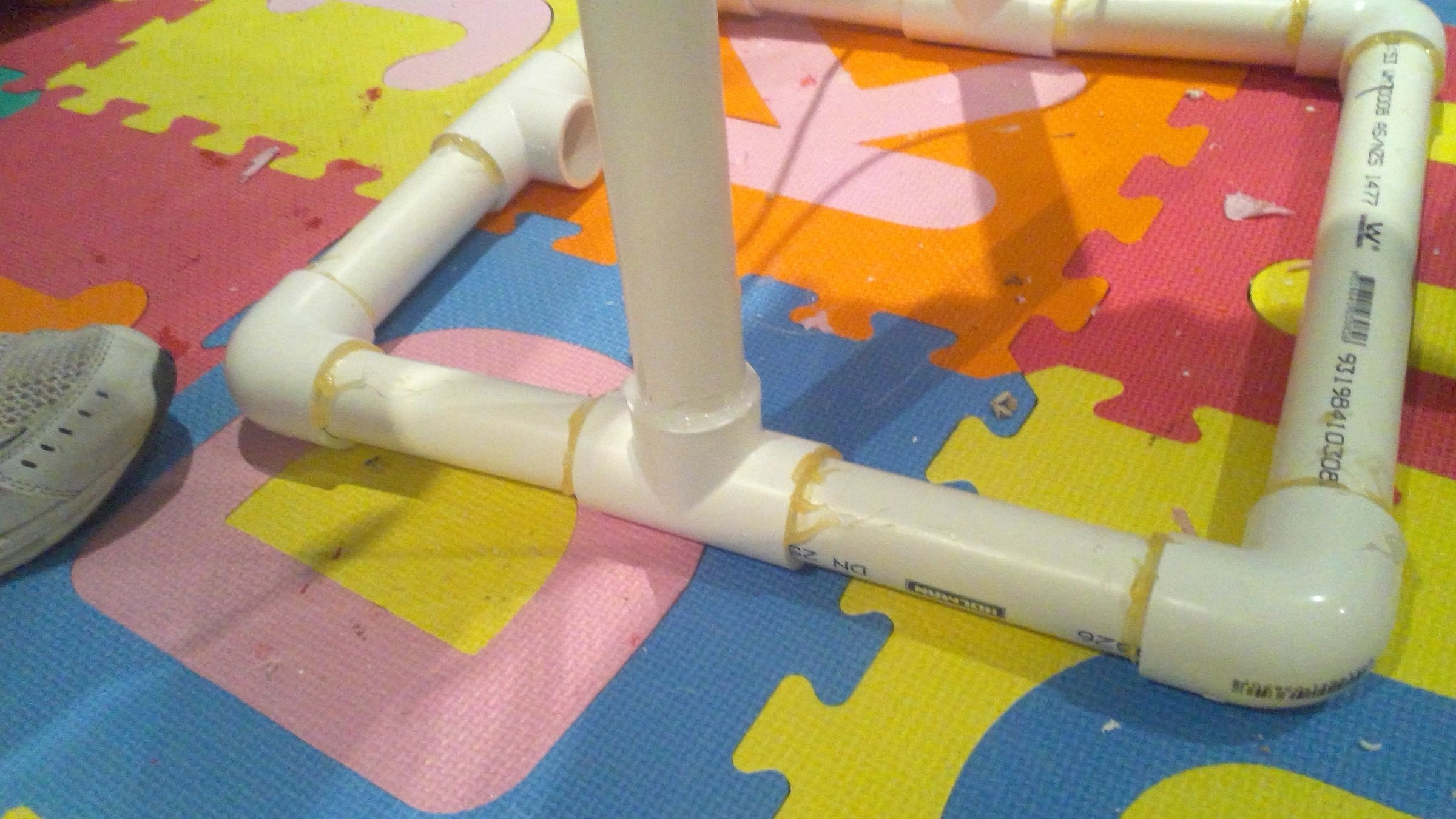 The Limping Zombie Prop : 6 Steps - Instructables