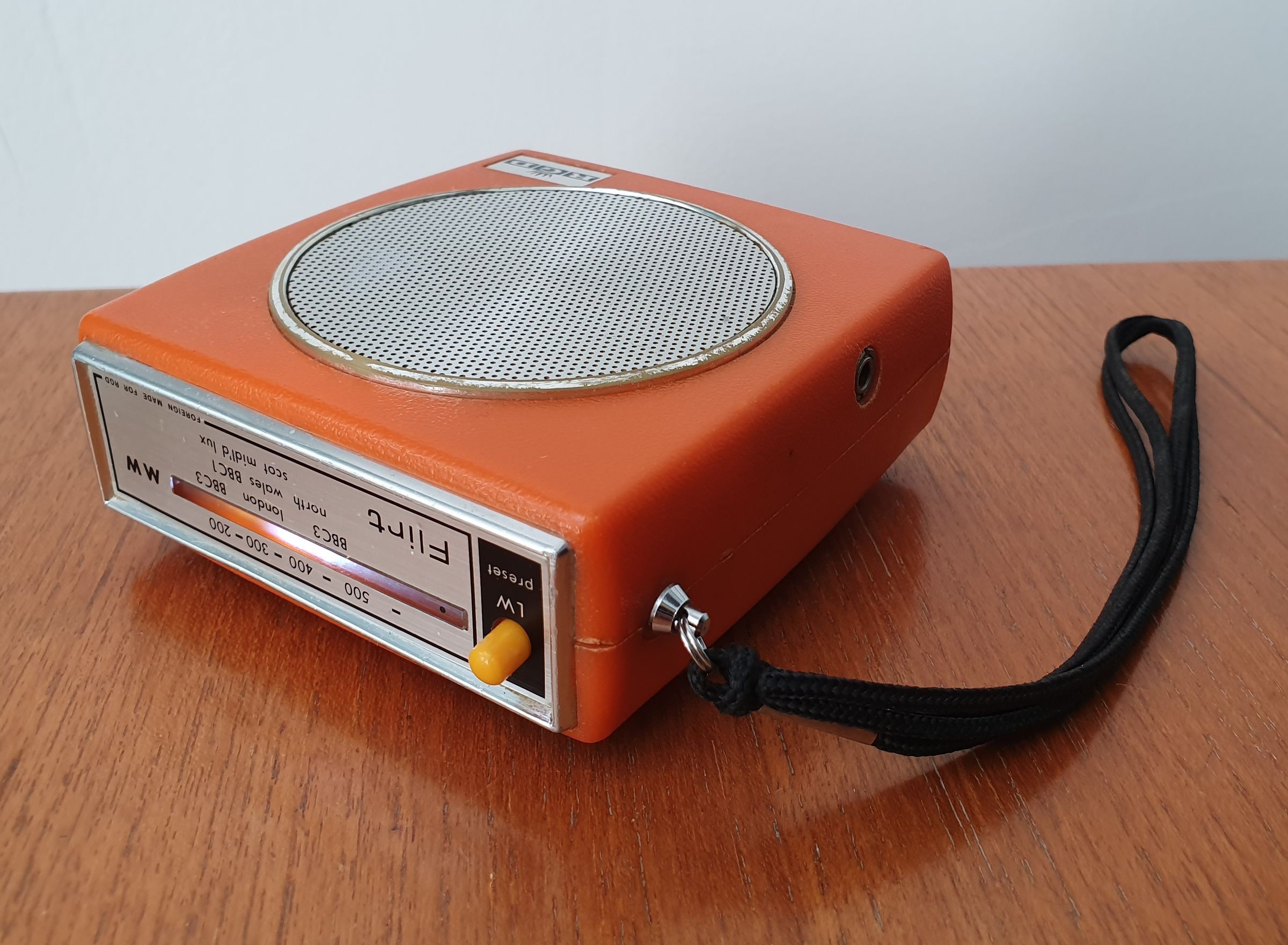 1970 Flirt Pi Internet Radio : 7 Steps (with Pictures) - Instructables