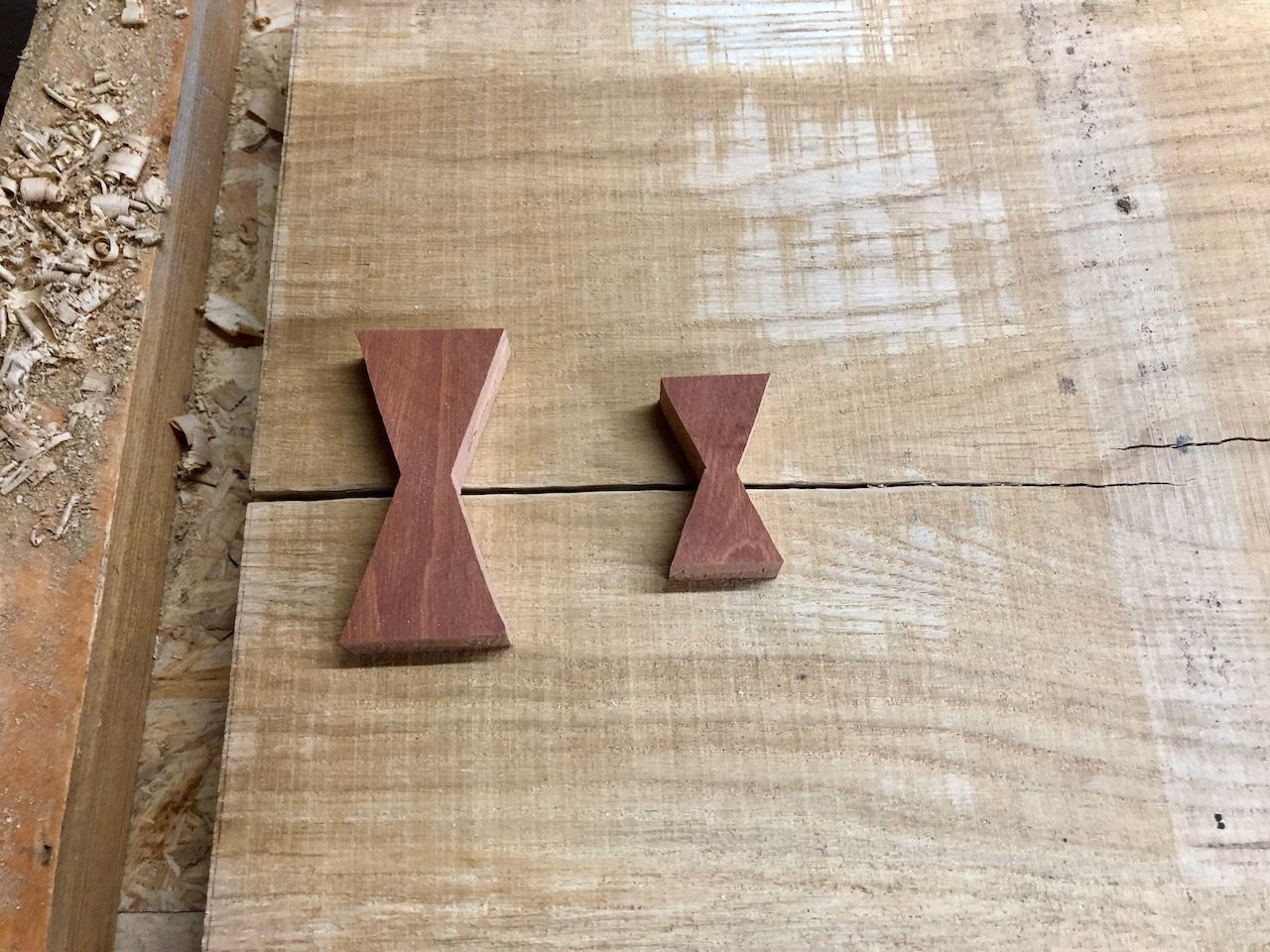 Live Edge Slab Coffee Table With Bow Ties : 11 Steps (with Pictures ...