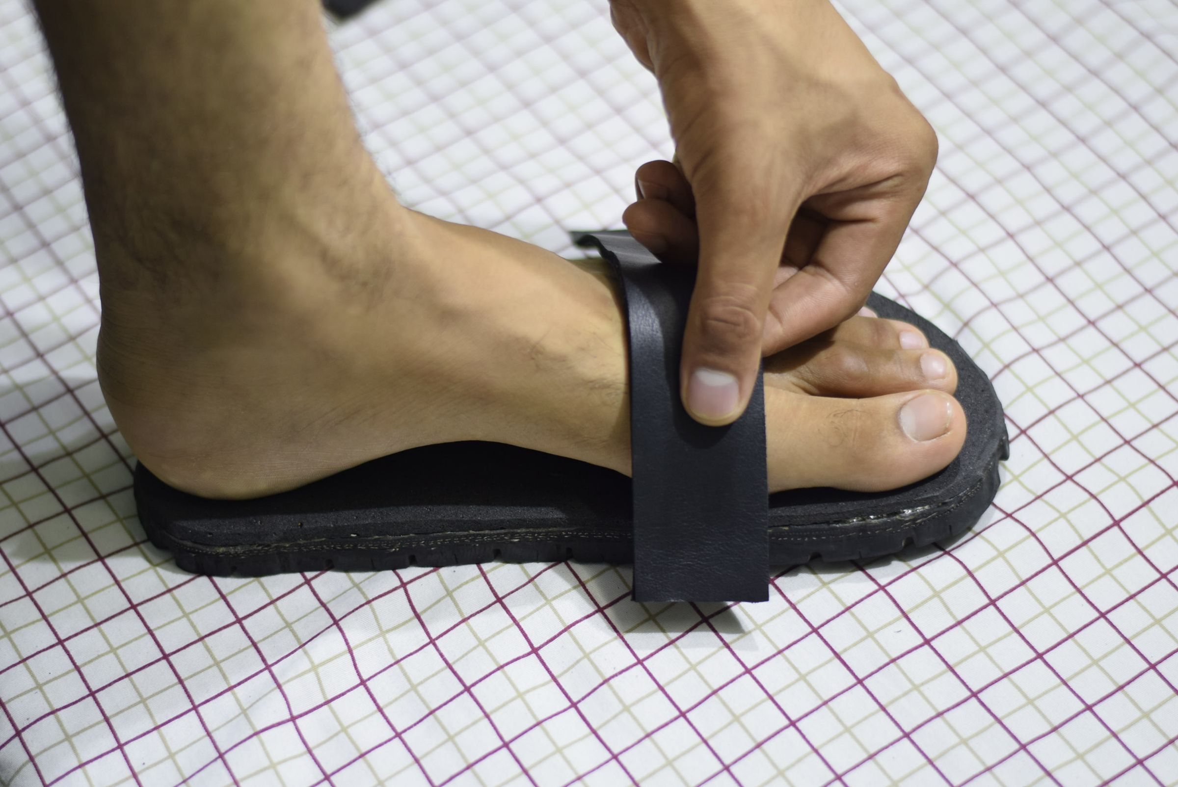 Show Me the Way : Sandals : 10 Steps (with Pictures) - Instructables