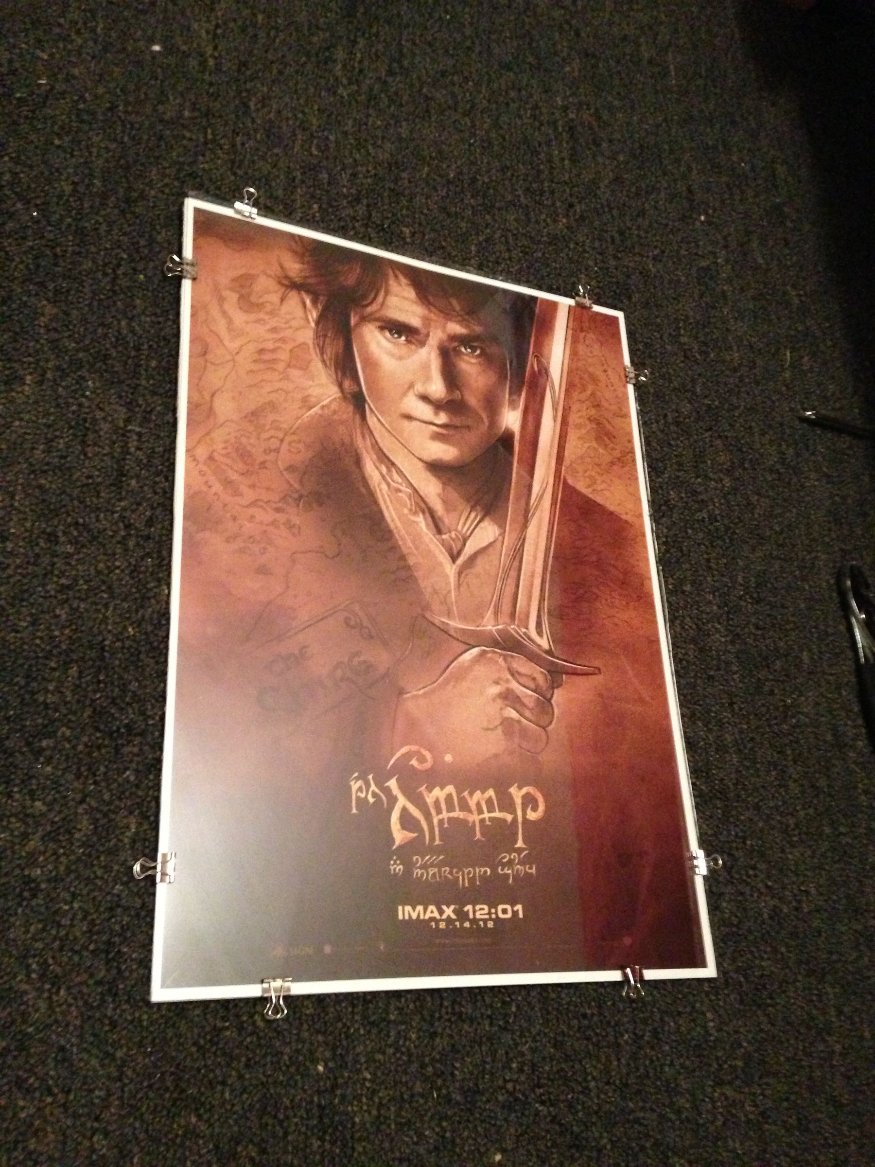 Cheap, Classy, Frameless Frame for Any Poster/photo/picture : 4 Steps ...