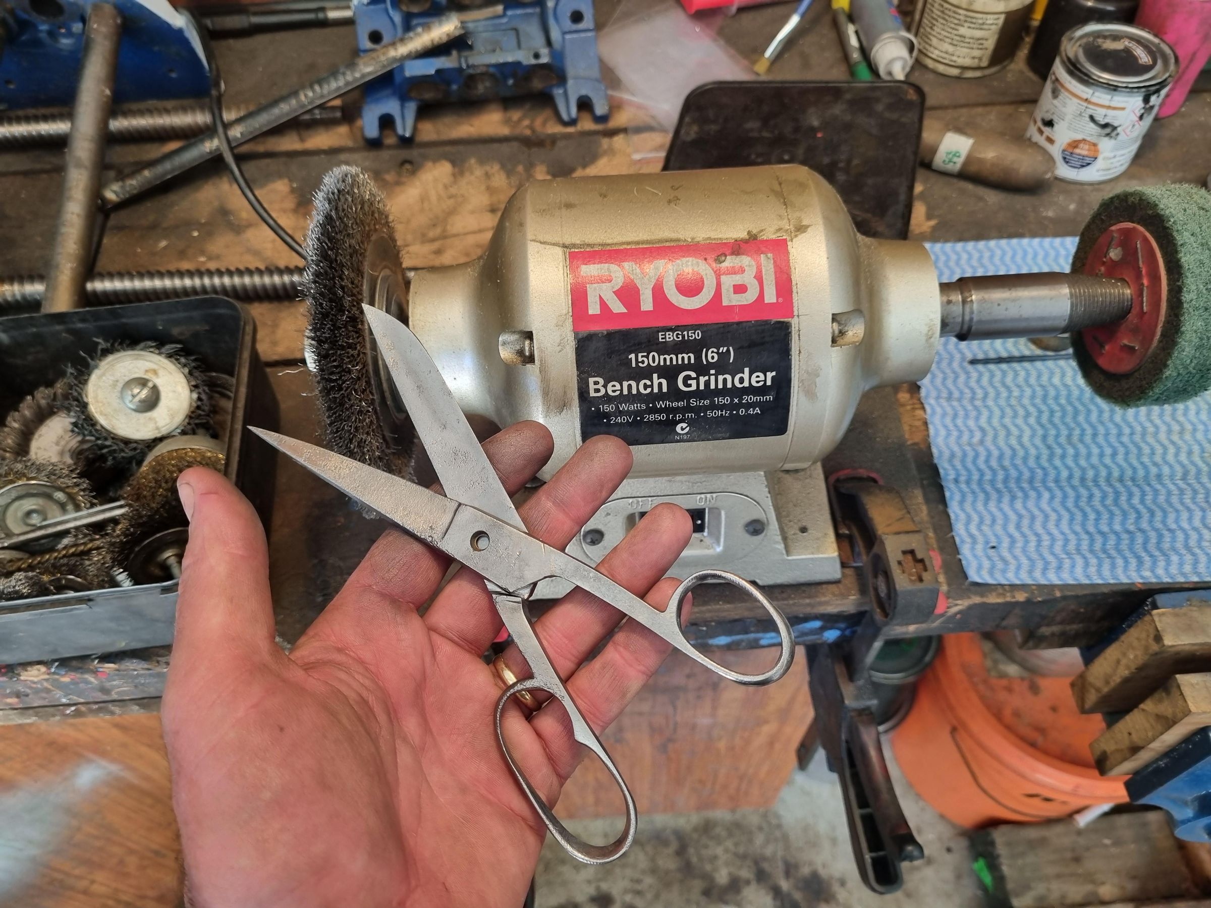 Fix Old Scissors : 6 Steps (with Pictures) - Instructables