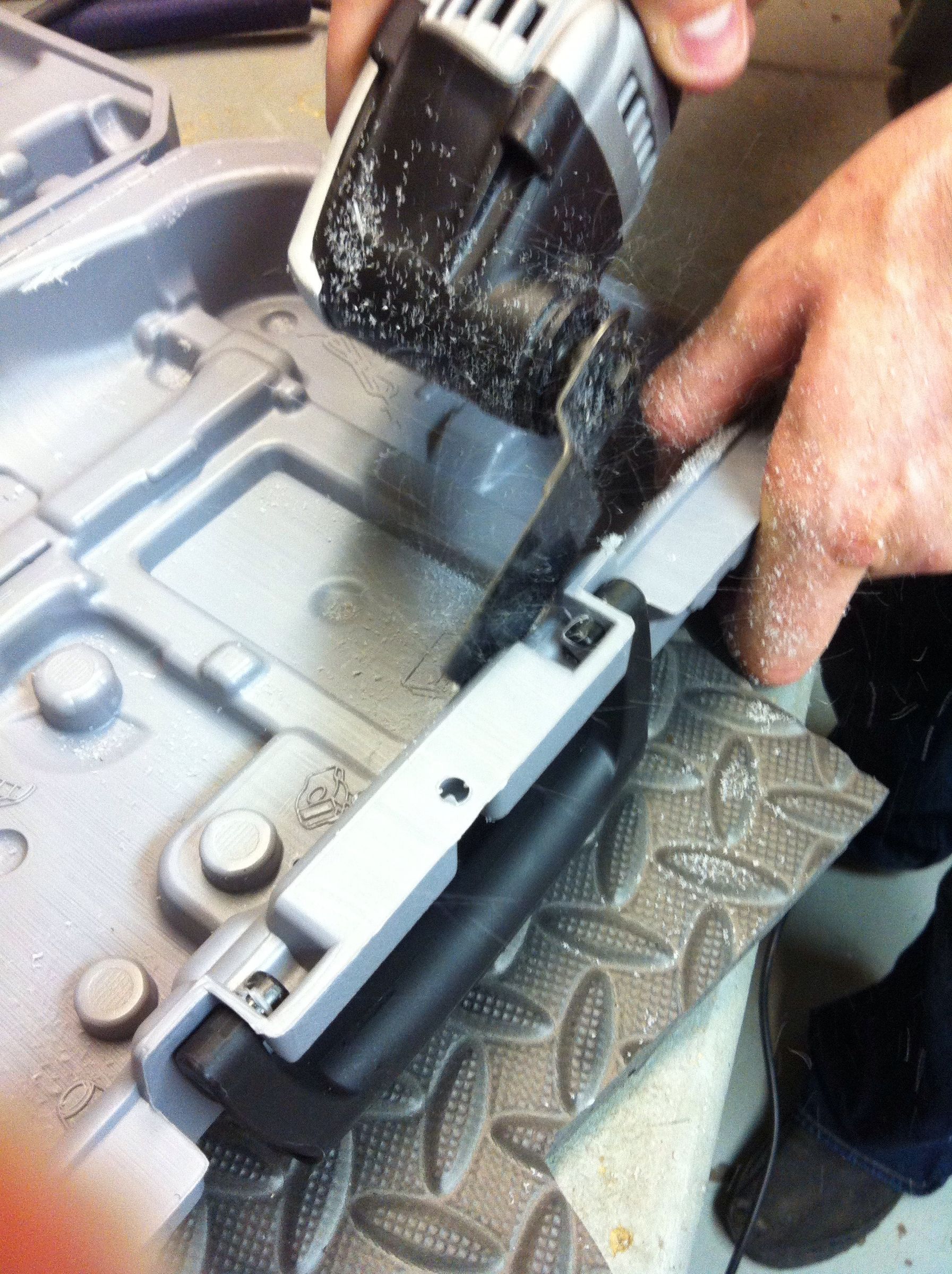 Use a Dremel (tool) to Modify a Dremel (case) : 8 Steps - Instructables