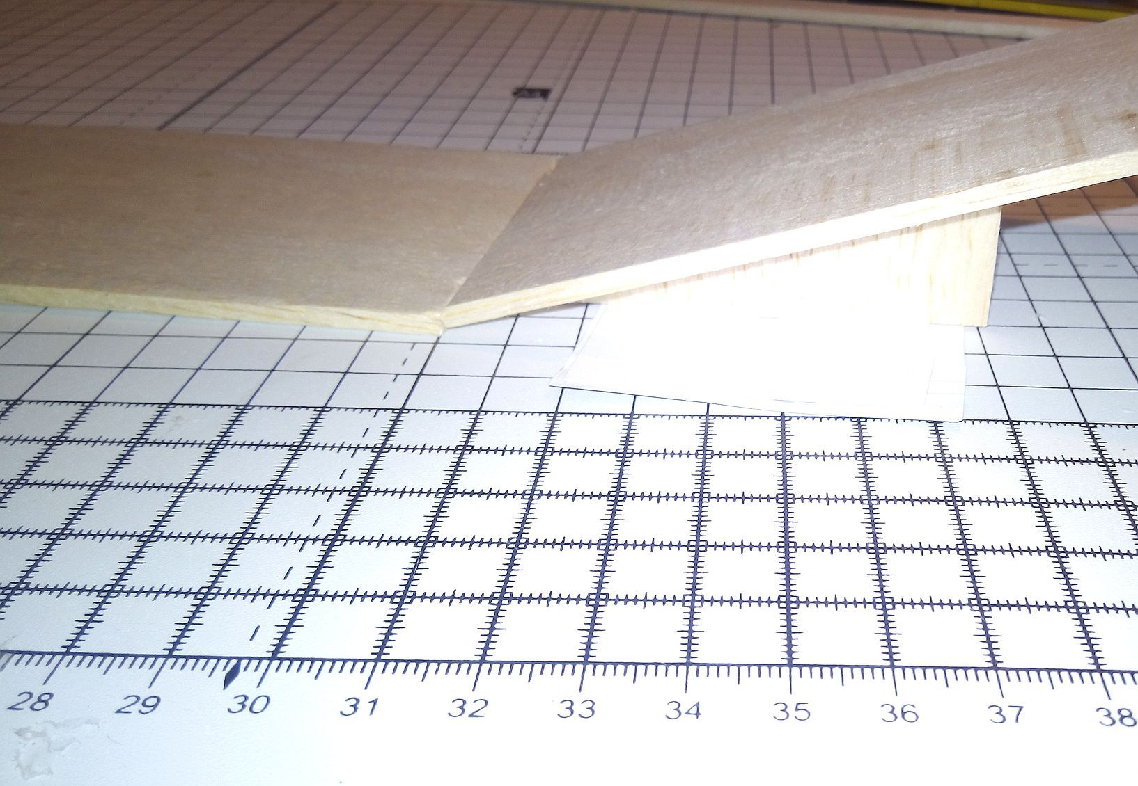 Easy Balsa Glider : 9 Steps (with Pictures) - Instructables