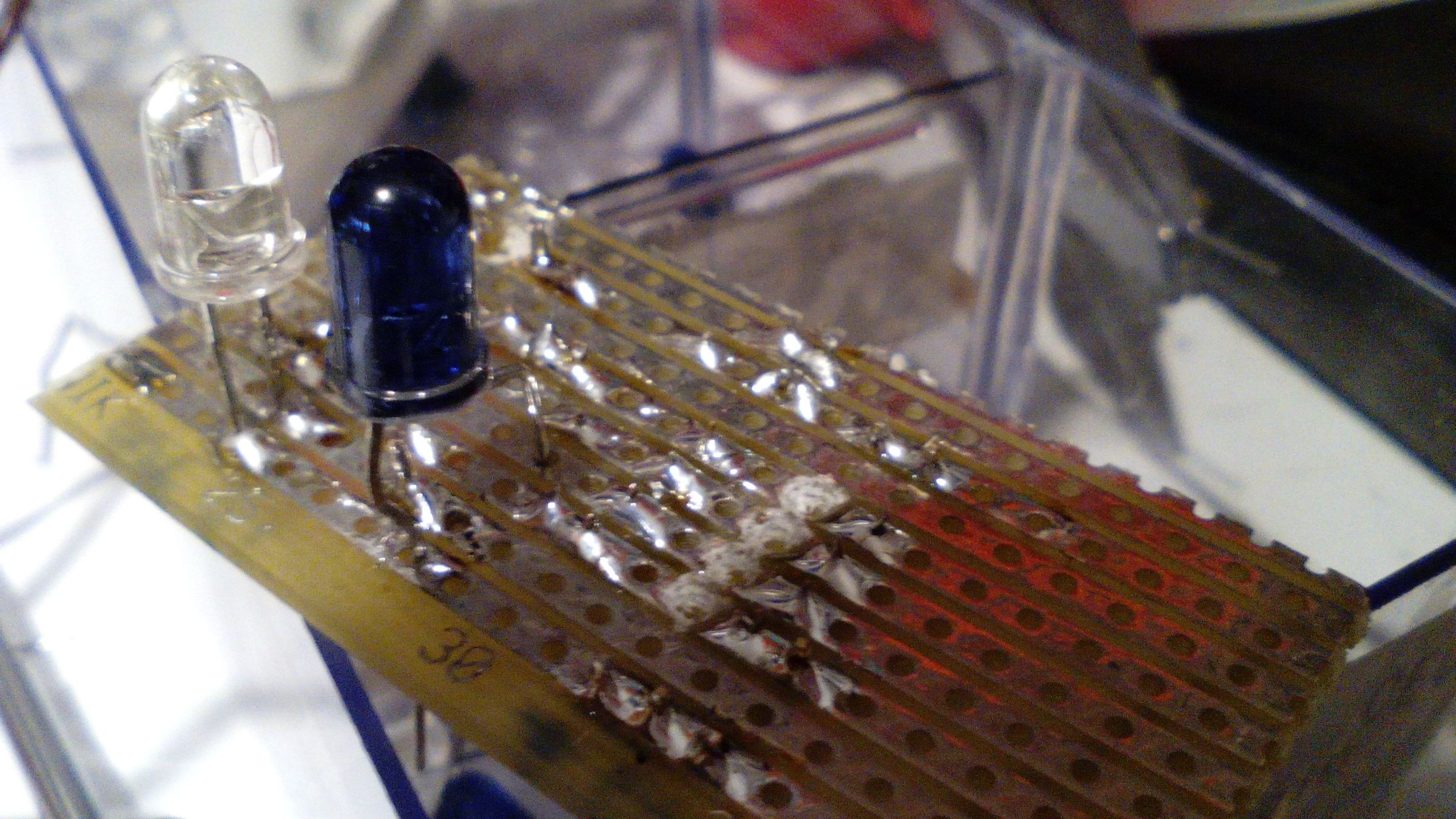 Single White Line Detector for SUMO ROBOT : 16 Steps - Instructables