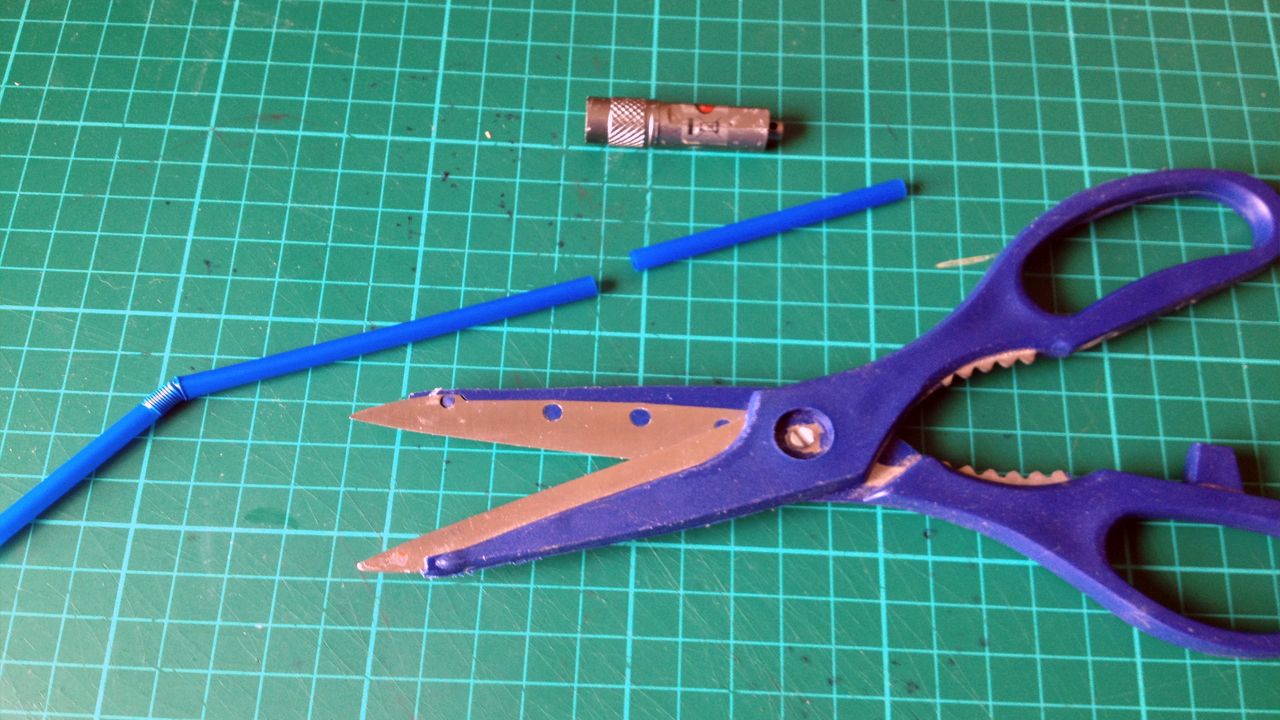 Simple Homemade Lightsaber (with Pictures) - Instructables