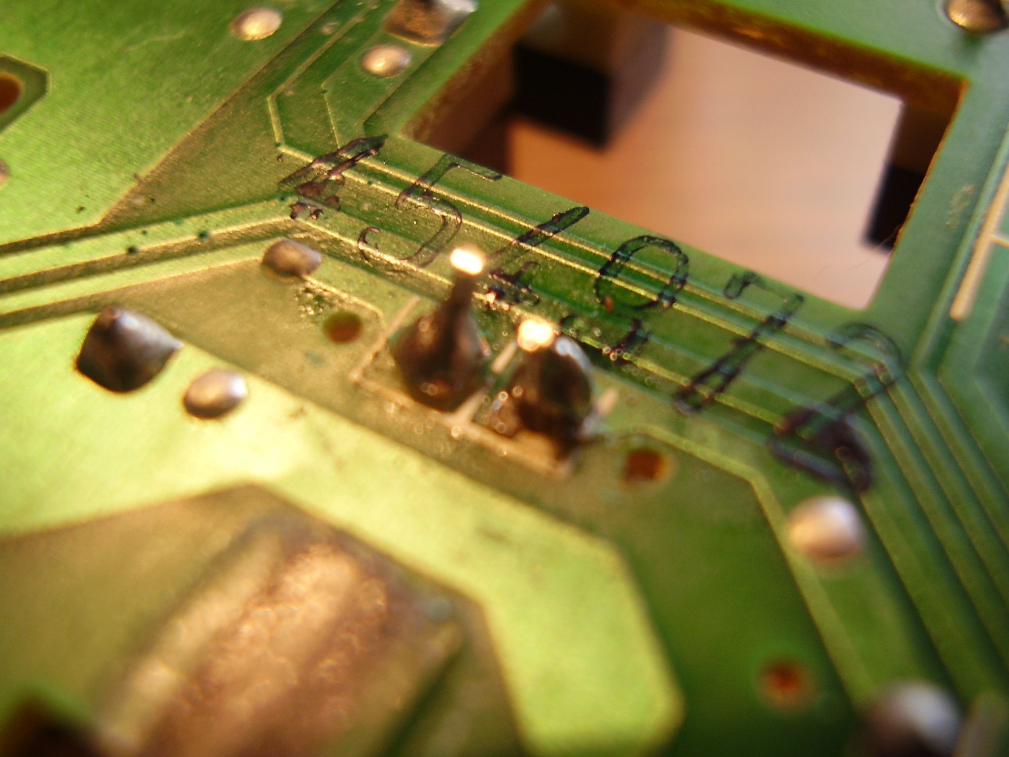 Mod Your Mouse:LED Color : 3 Steps - Instructables