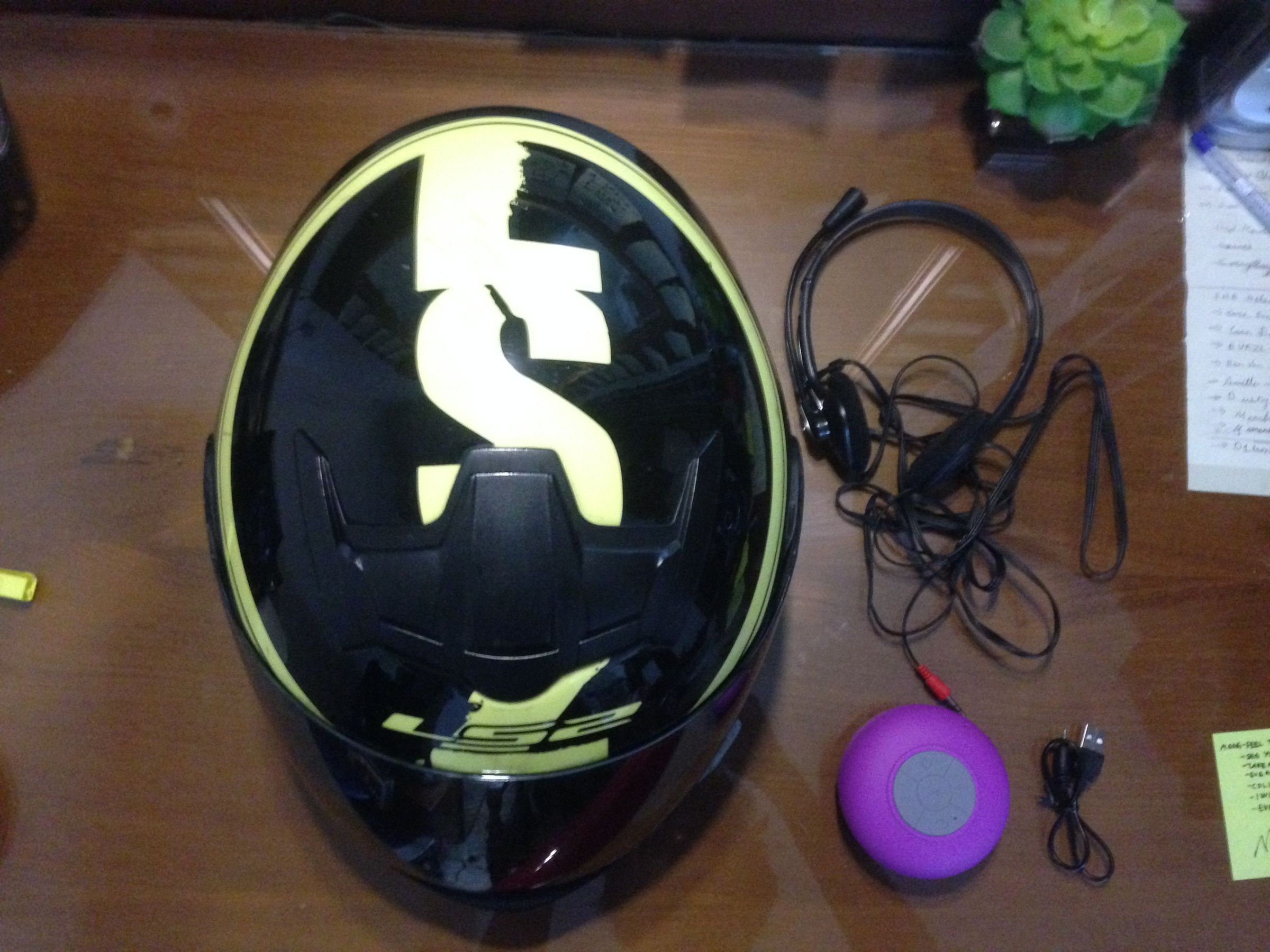 DIY Helmet Bluetooth Headset : 11 Steps (with Pictures) - Instructables