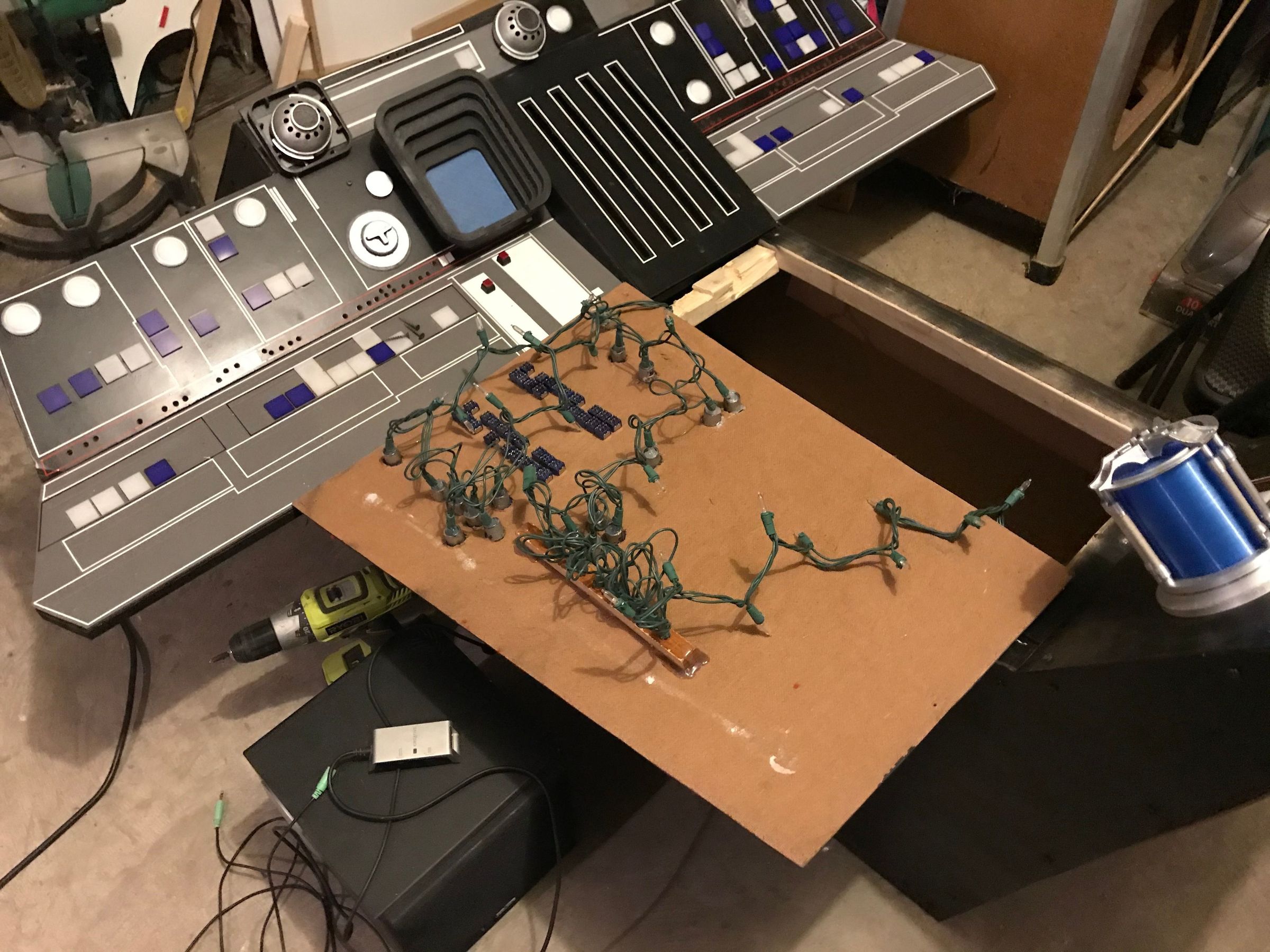 Millennium Falcon Dashboard (Full Scale Garage Build) : 7 Steps (with ...