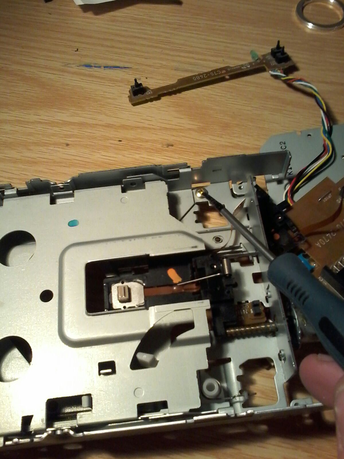 Taking Apart a Floppy Disk Drive : 16 Steps (with Pictures) - Instructables