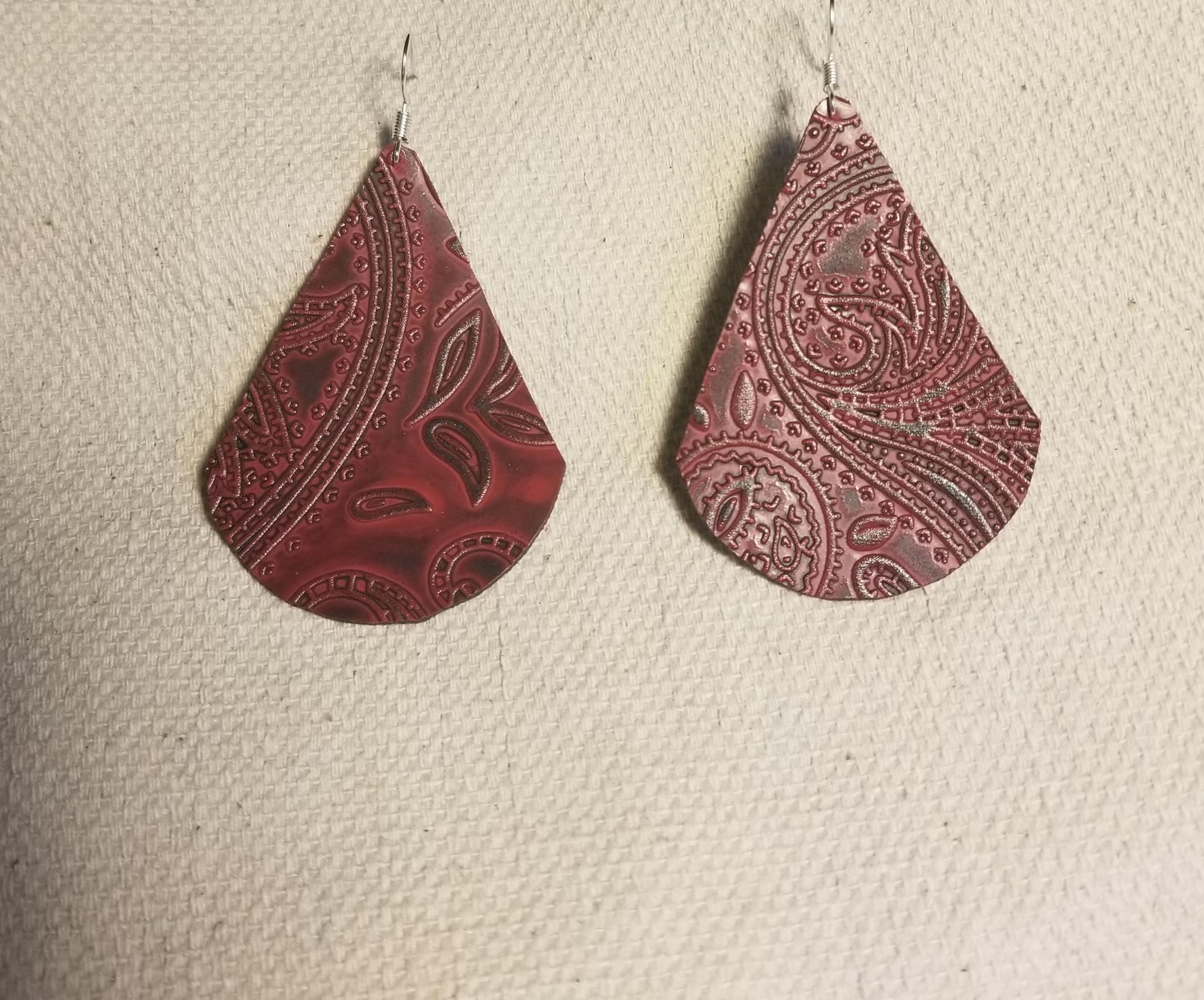 Leather Earrings : 6 Steps - Instructables